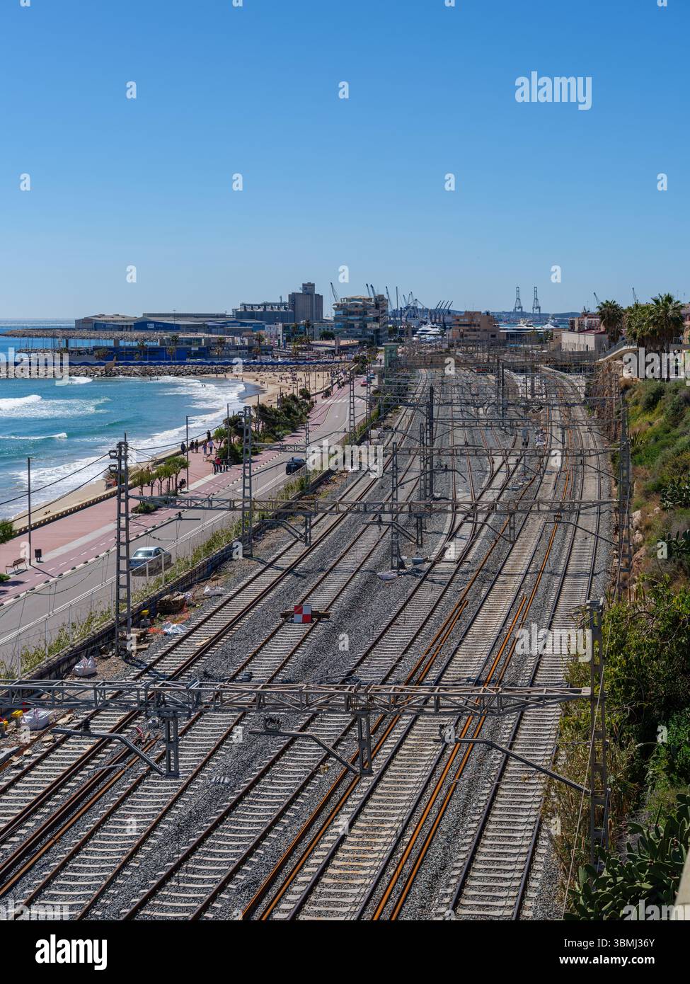 Mediterranean rail freight corridor hi-res stock photography and images ...