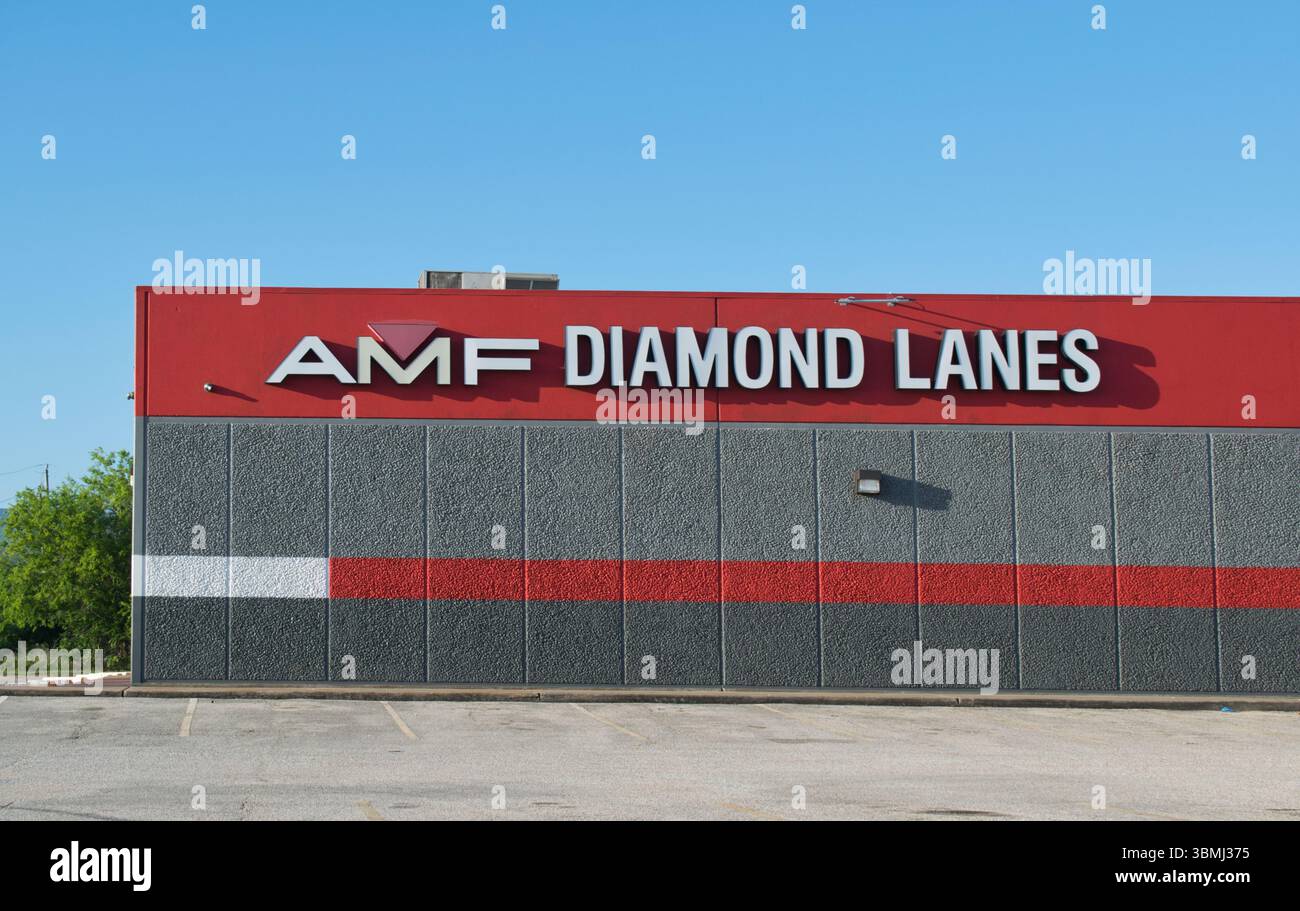 Houston, Texas USA 06-22-2025: AMF Diamond Lanes bowling alley storefront exterior Stock Photo ...