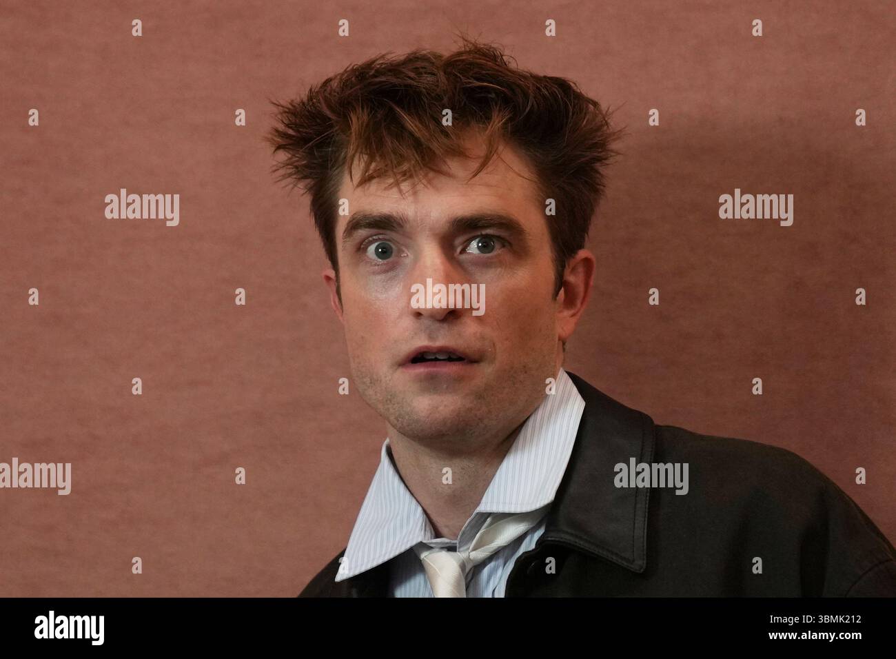 Robert Pattinson attends Dior Homme Spring-Summer 2026 collection, that ...