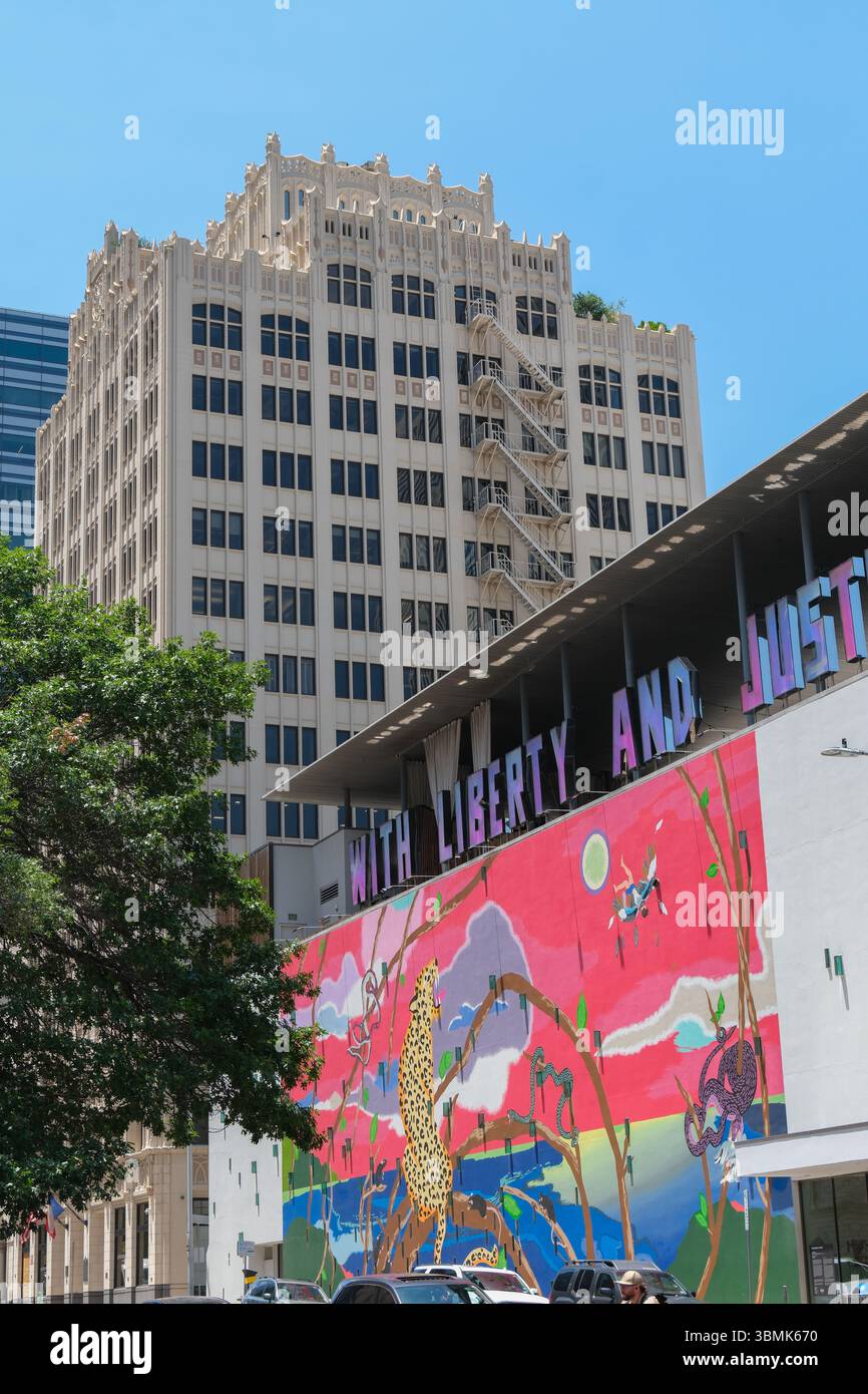 27 MAY 2025, Austi, TX, USA - The Contemporary Art gallery building in ...