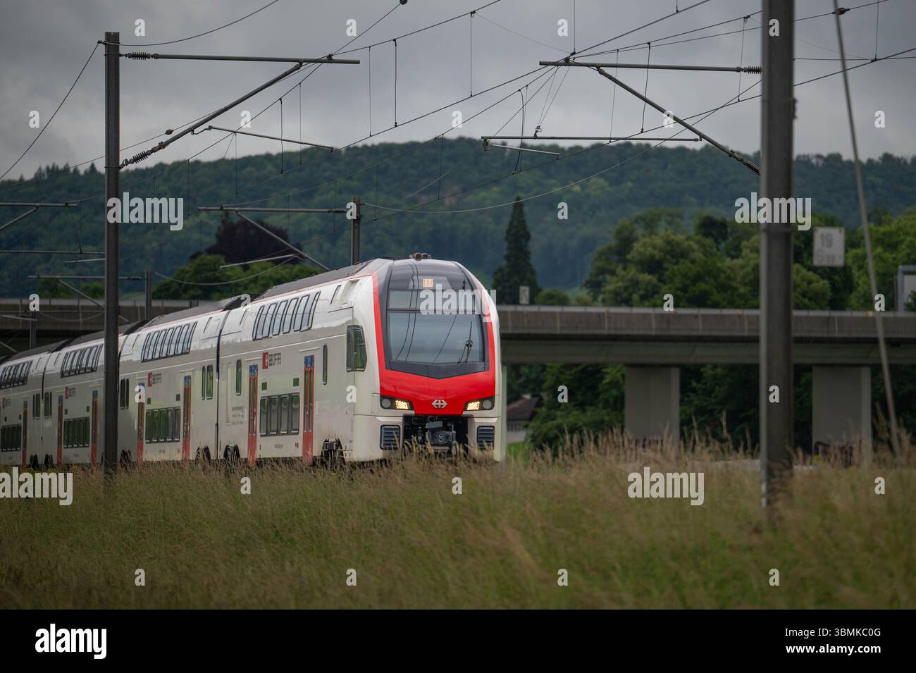 Double decker train hi-res stock photography and images - Alamy