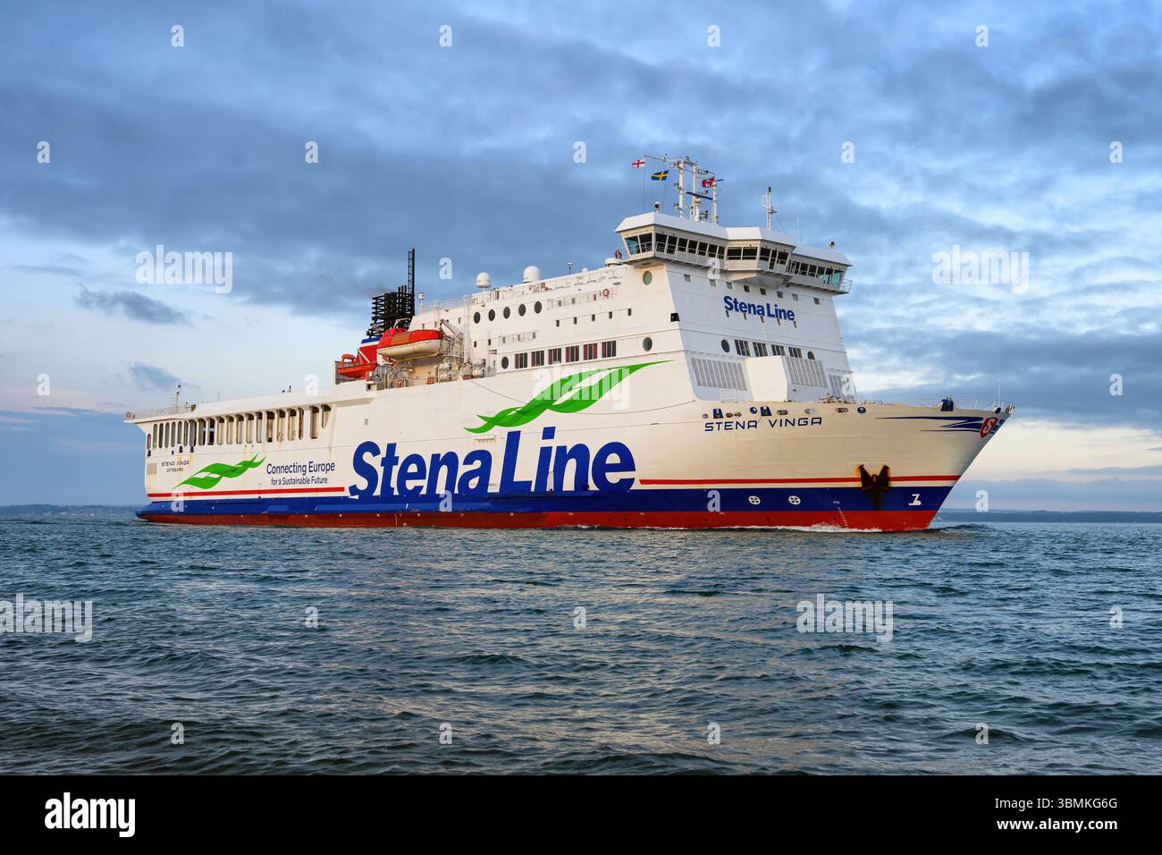Stena Vinga, a Stena Line cross-Channel ferry chartered by DFDS to ...