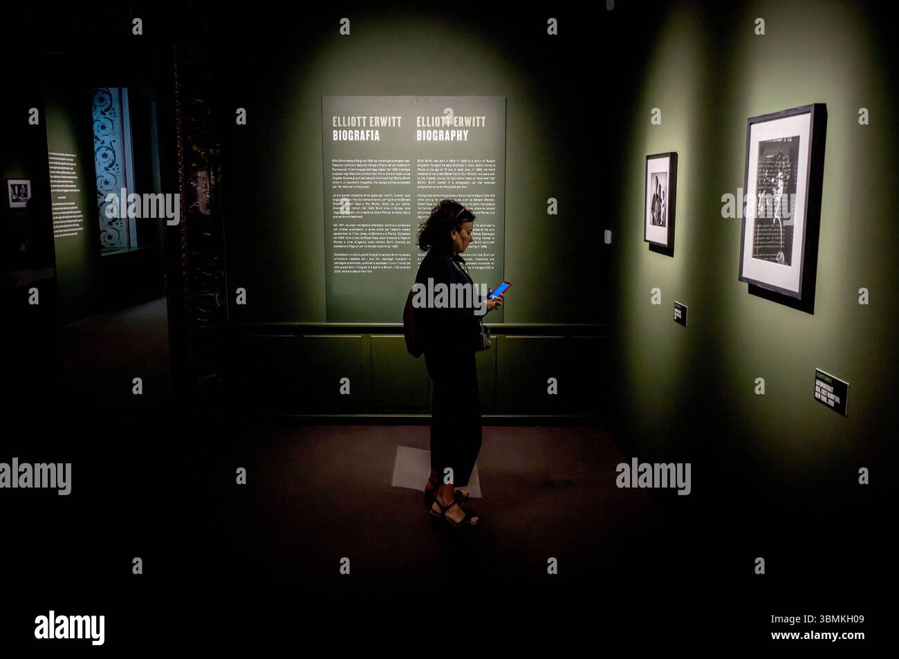 Photo exhibition dedicated to photographer Elliott Erwitt to Rome ROME ...
