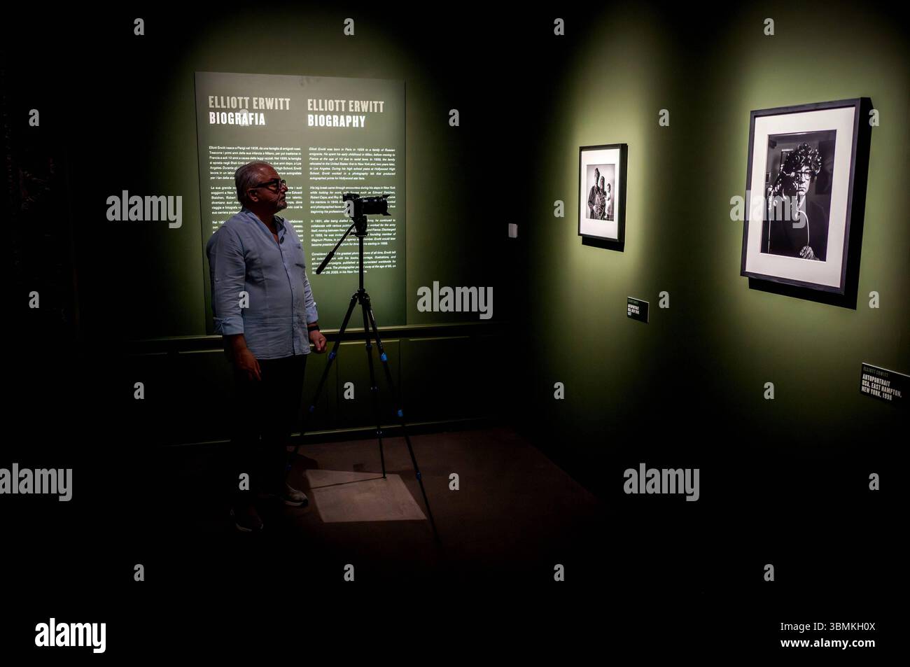 Photo exhibition dedicated to photographer Elliott Erwitt to Rome ROME ...