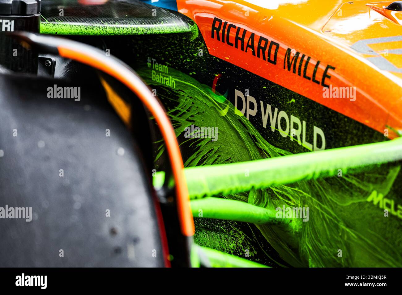 McLaren F1 Team MCL39, mechanical detail of the flow vis paint on the ...