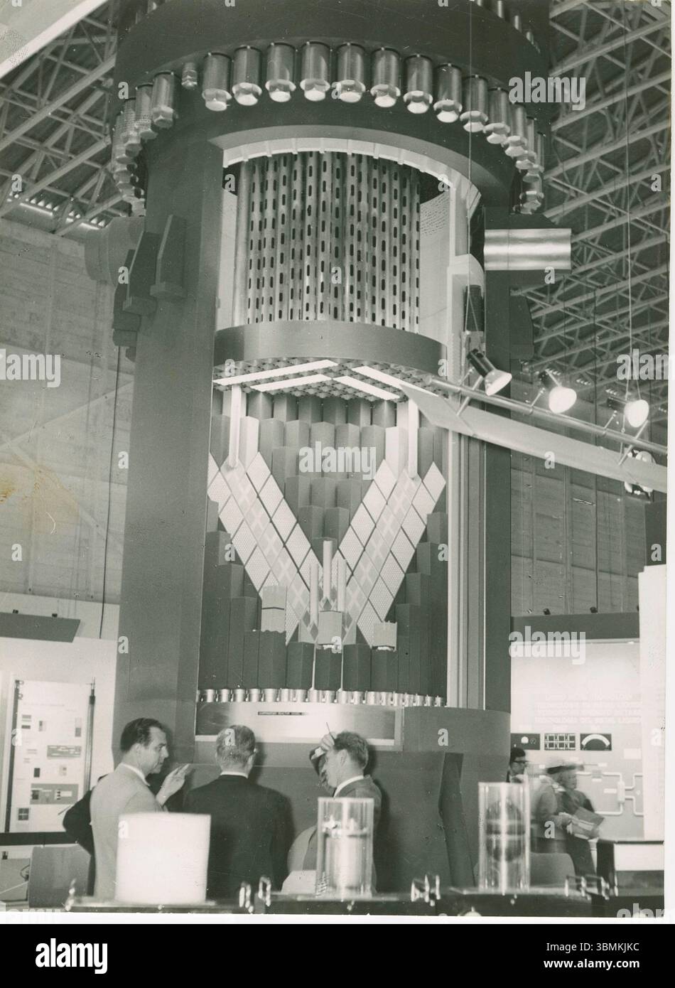 A model of reactor for the production of nuclear energy presented at ...