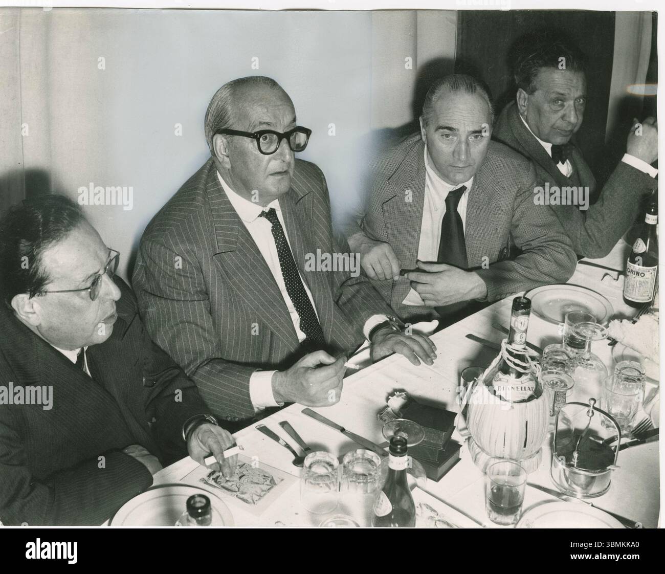 Portrait of Italian journalist and writer Orio Vergani at the table ...