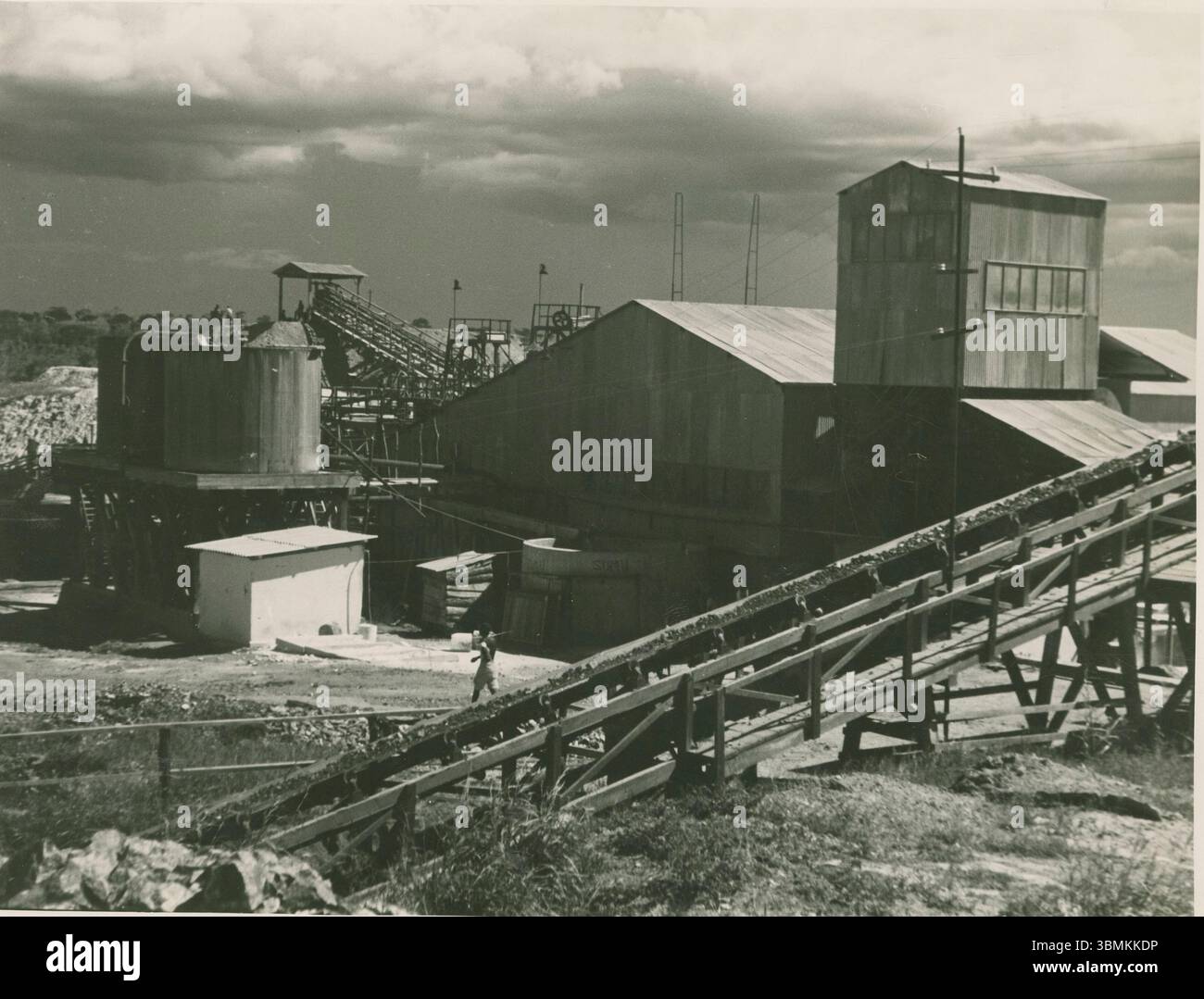 View of the gas production facilities of New Saza Mines in Lupa Stock ...