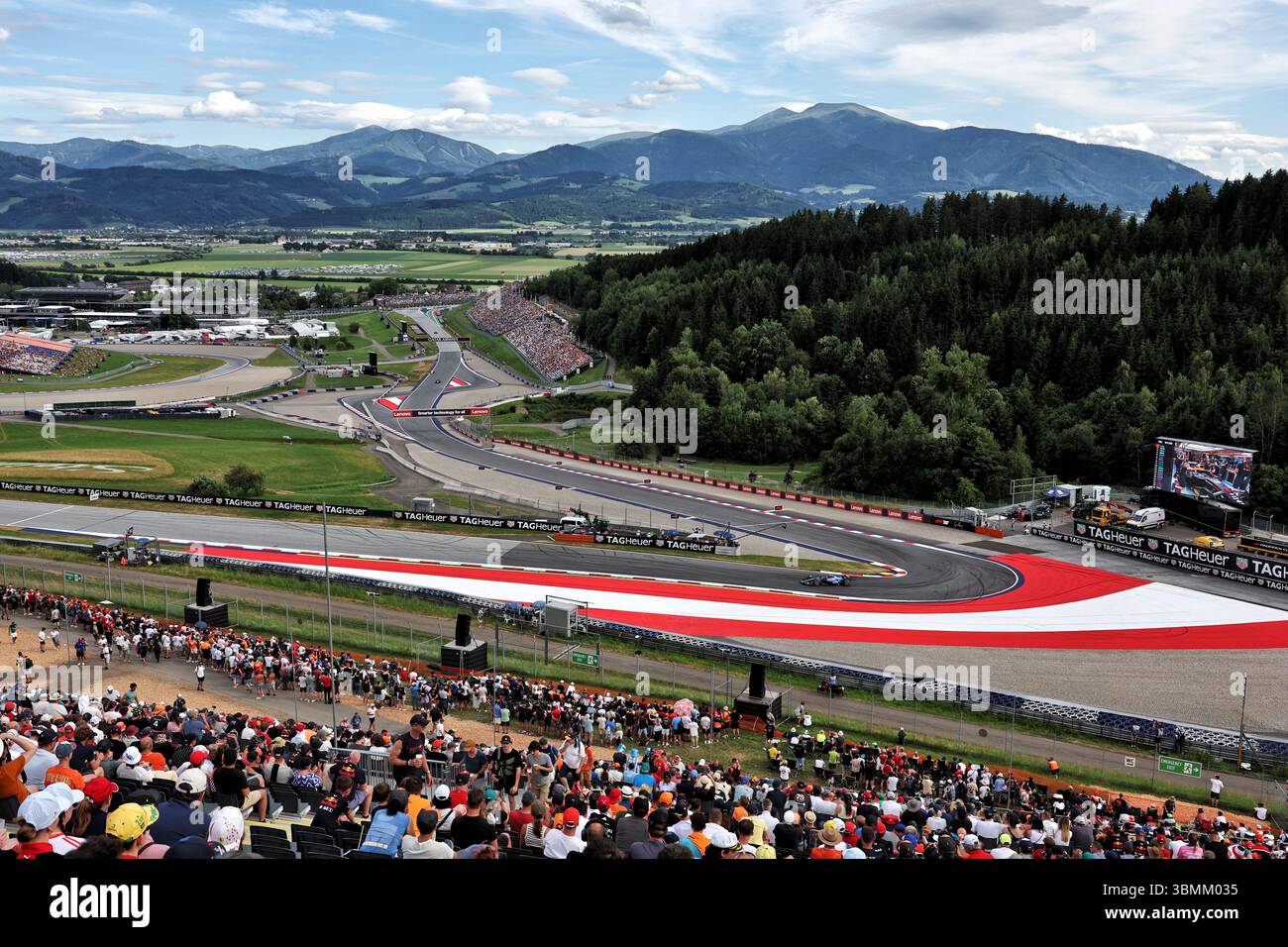 Carlos Sainz (ESP) Atlassian Williams Racing FW47. 27.06.2025. Formula 1 World Championship, Rd ...