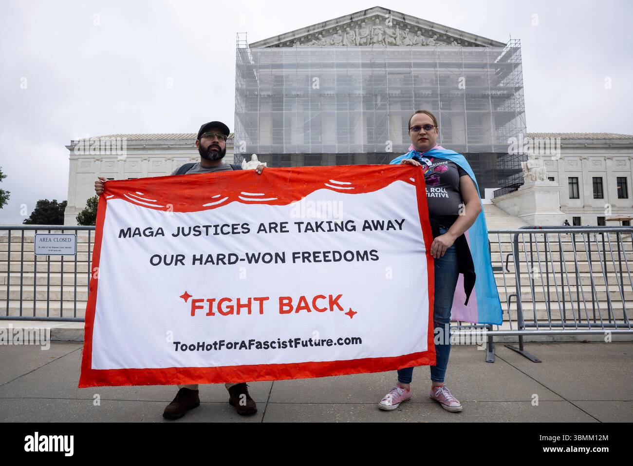 Roberto Juarez and Maria Garavaglia, both of the Get Free Movement ...