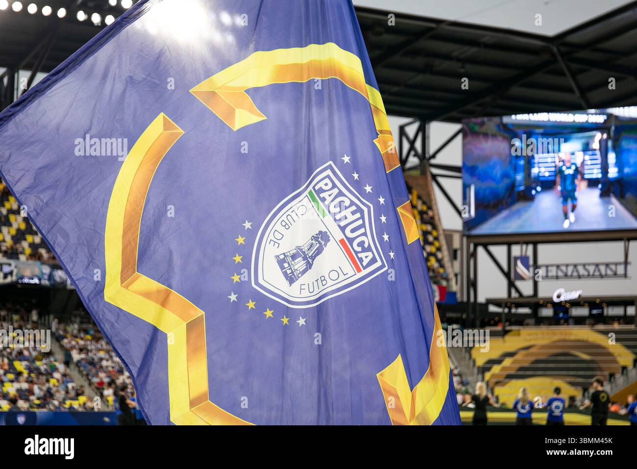 Nashville, USA. 26th June, 2025. The CF Pachuca flag carried in before ...