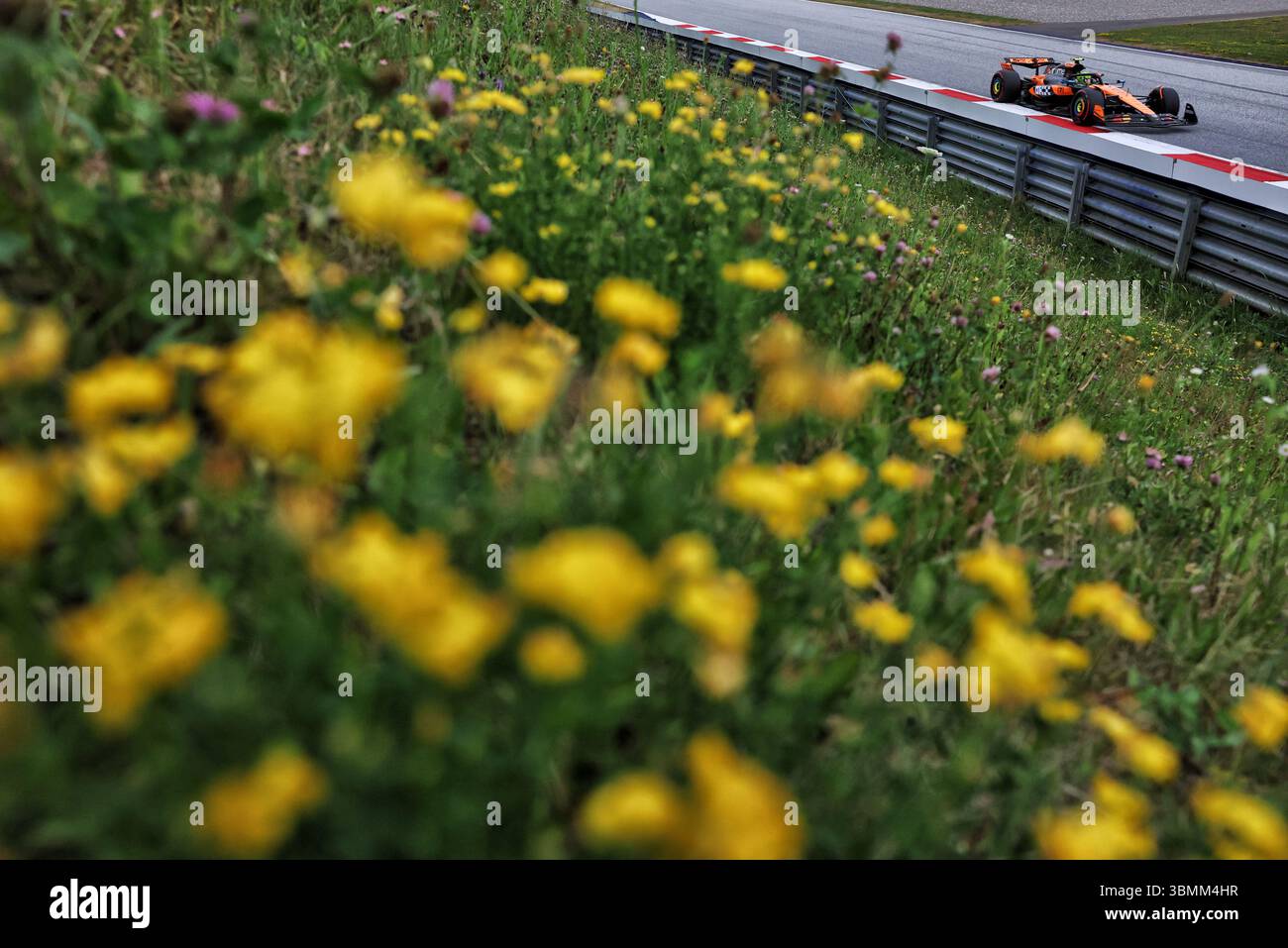 Spielberg, Austria. 27th June, 2025. Lando Norris (GBR) McLaren MCL39. 27.06.2025. Formula 1 ...