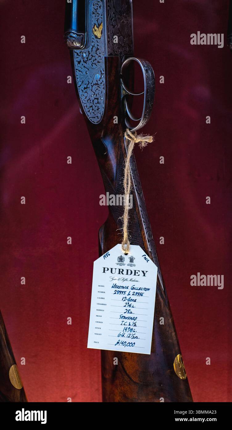 Purdey shotgun gun hi-res stock photography and images - Alamy