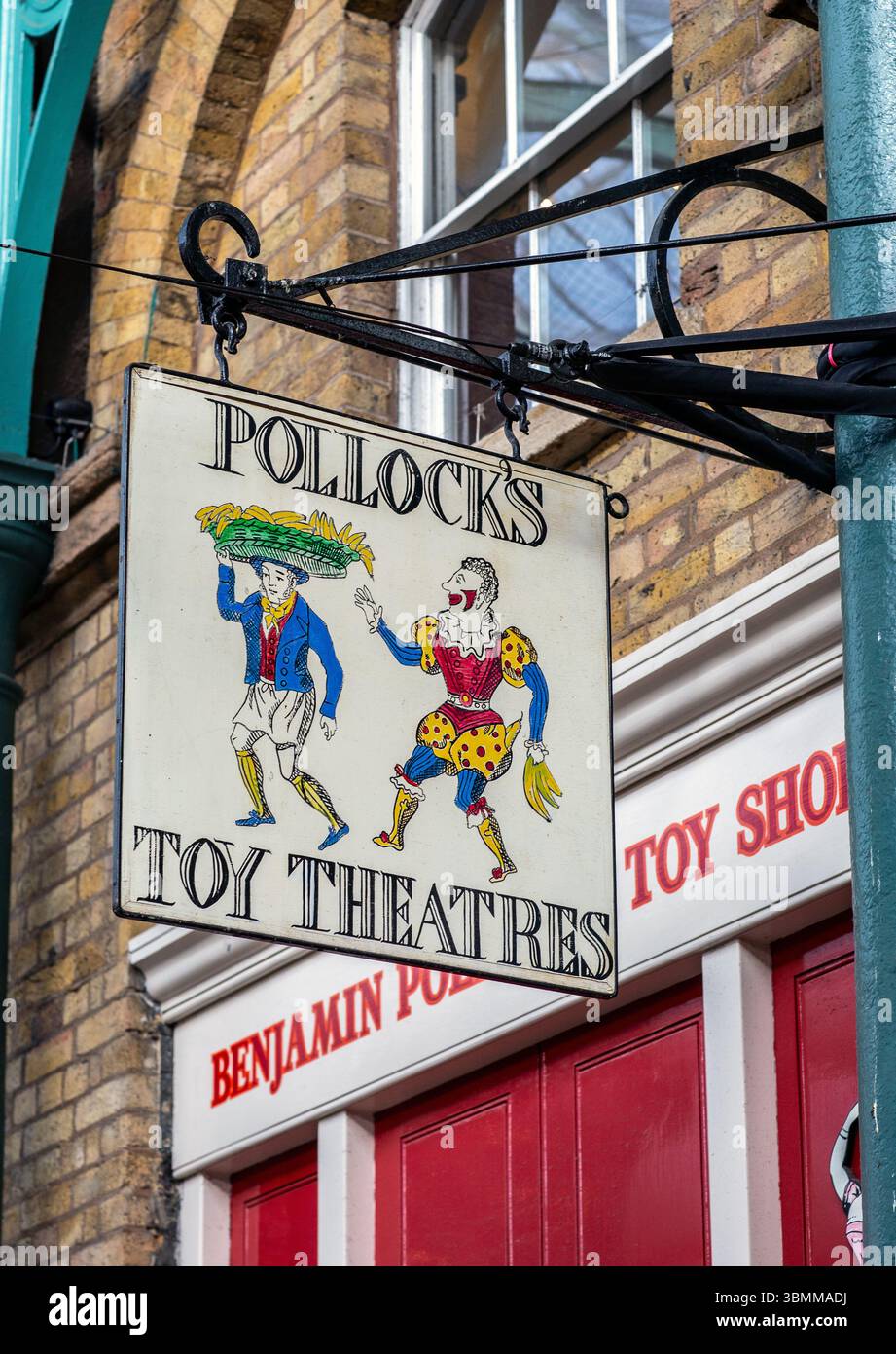 Benjamin Pollocks Toy Shop at the Covent Garden Market, London, United ...