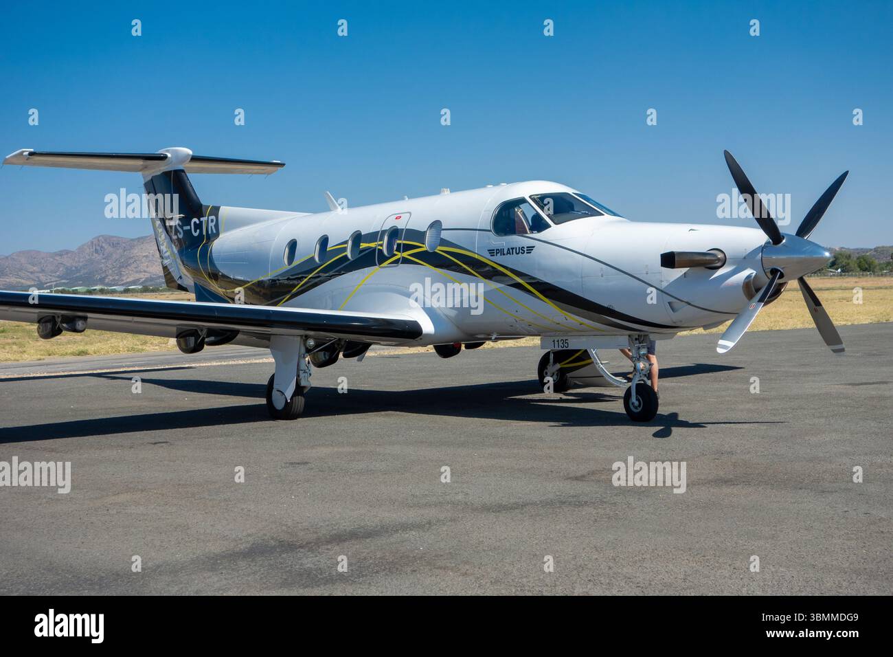 African Safari by Air with a Pilatus Aircraft Stock Photo - Alamy