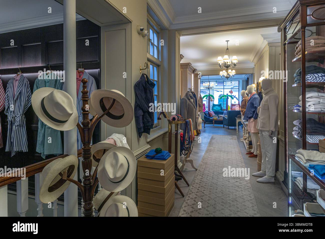 Anderson sheppard hi-res stock photography and images - Alamy