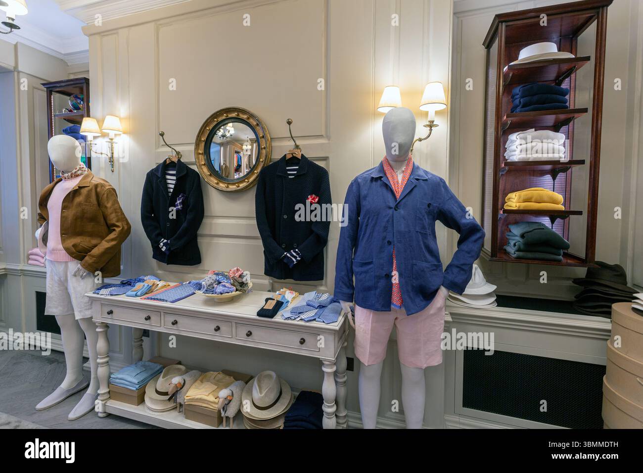 Anderson sheppard hi-res stock photography and images - Alamy