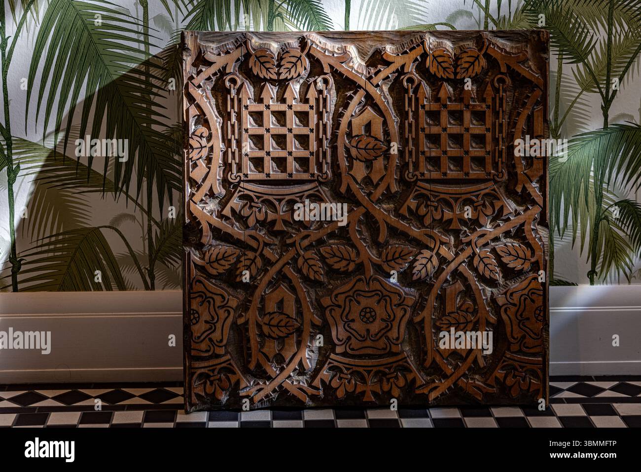 Cole & Son—the iconic British wallpaper house since 1875, renowned for ...
