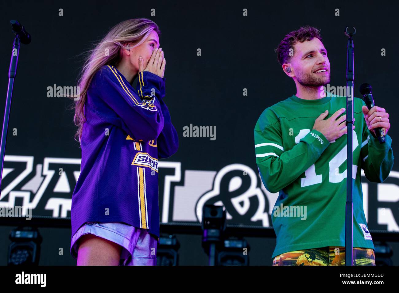 SCHARENDIJKE - Suzan and Freek will perform at Concert at SEA on the Brouwersdam in Zeeland. It ...