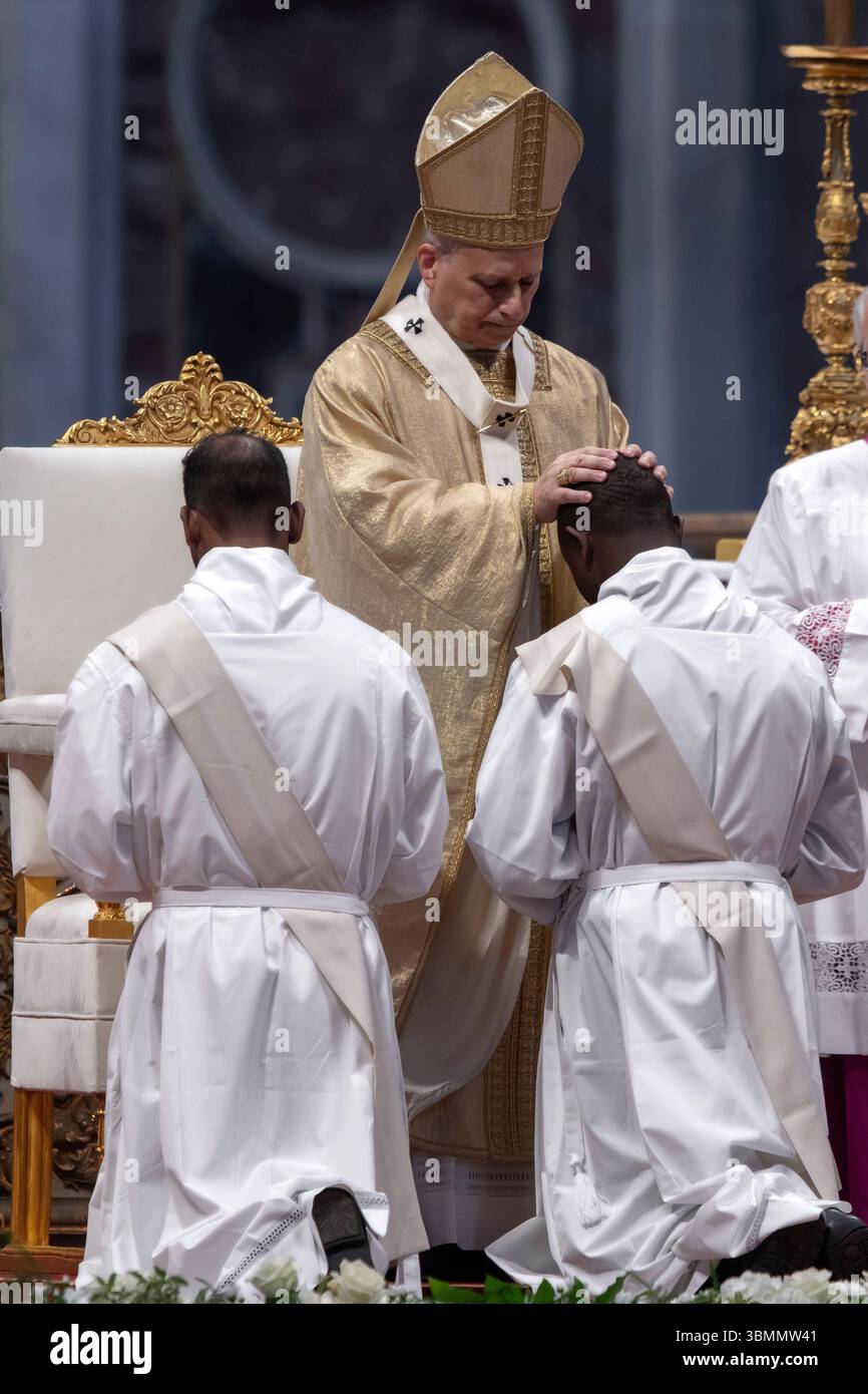 Pope Leo XIV blesses new priests during a Holy Mass with Priestly ...