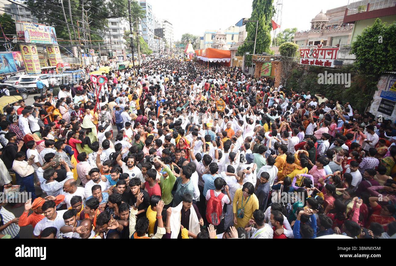 PATNA, INDIA - JUNE 27: Devotees take part in Rath Yatra of lord ...