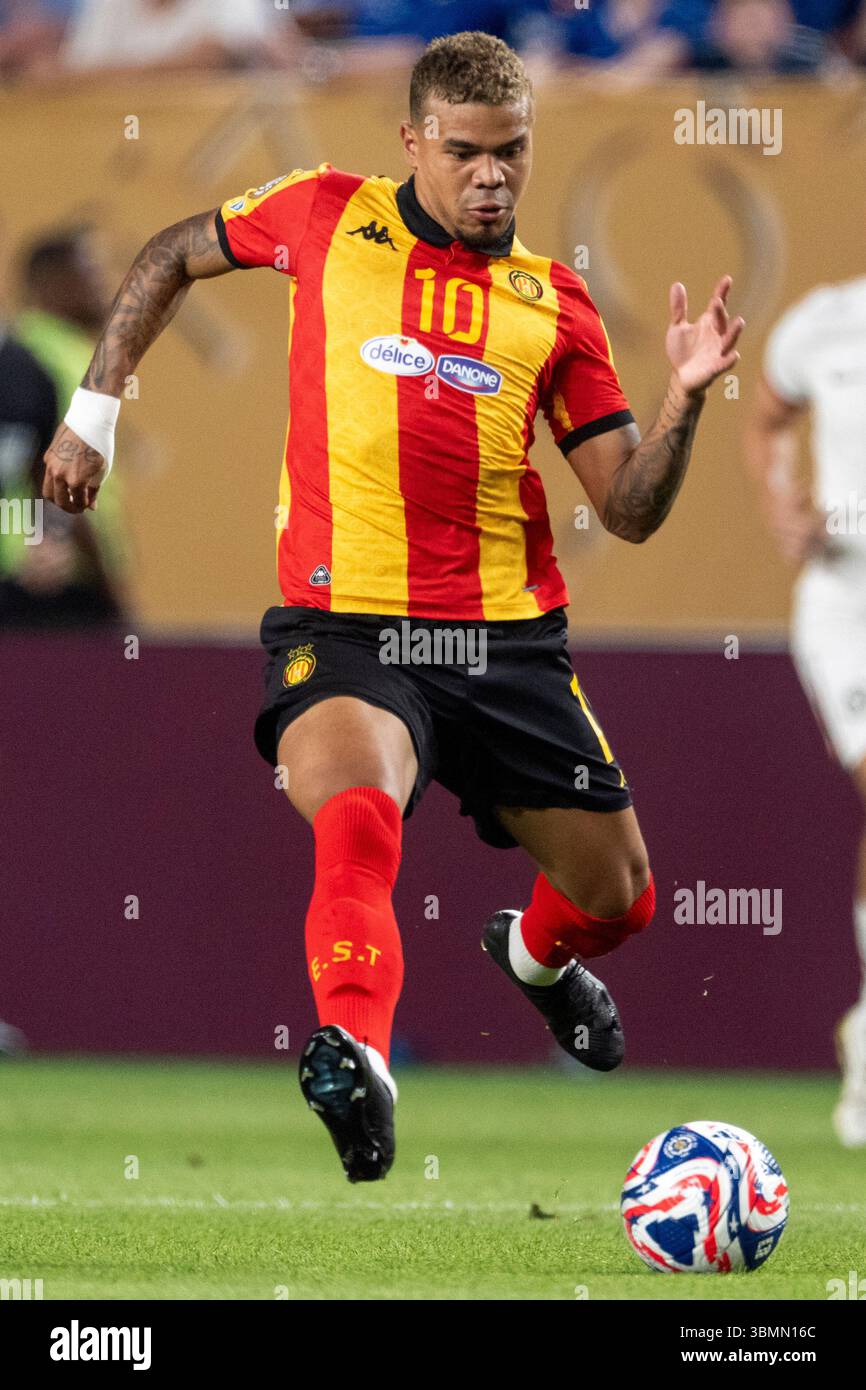 Esperance de Tunis' Yan Sasse in action during the Club World Cup Group ...