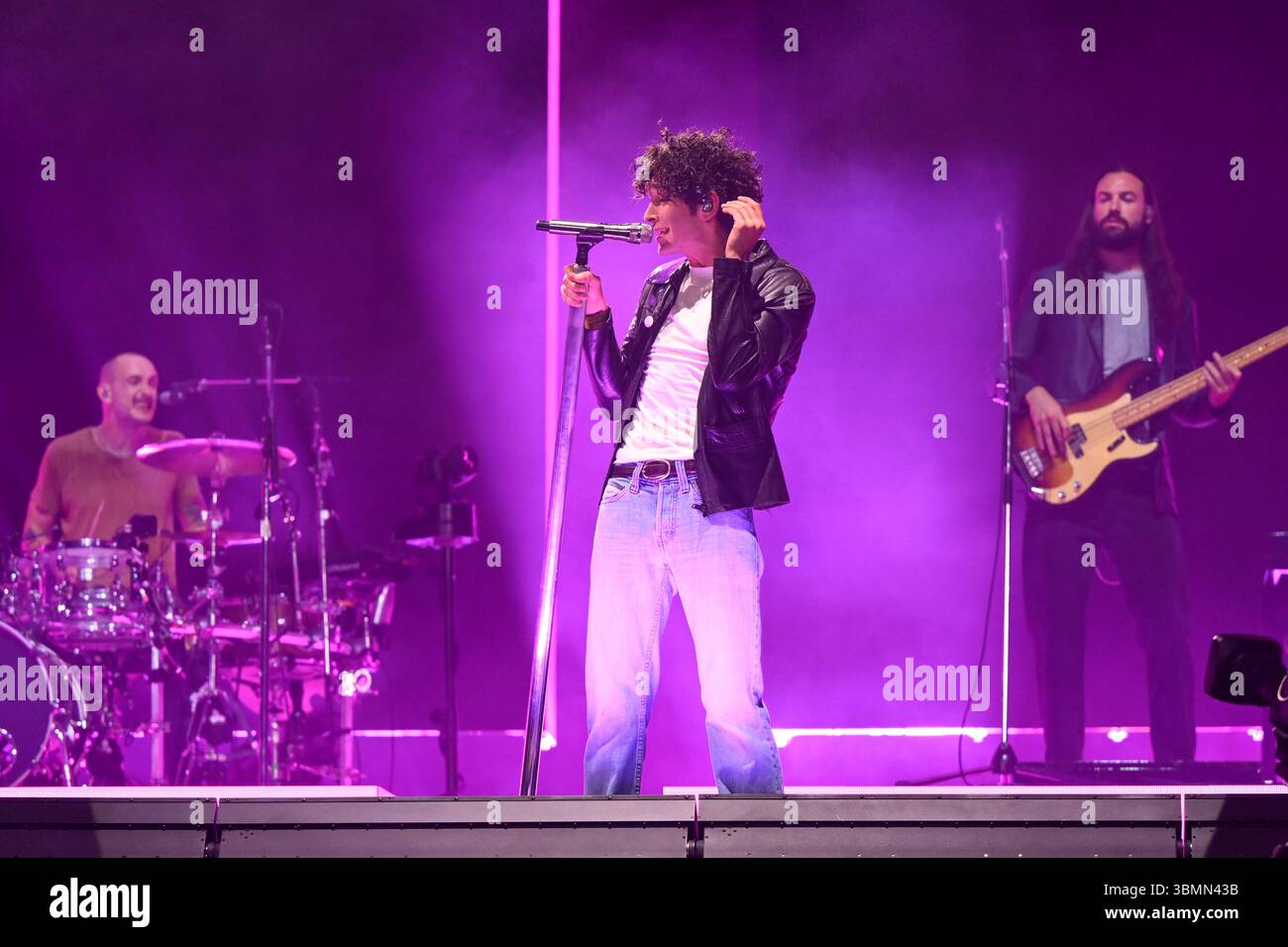 Somerset, UK. 27 June 2025. Matty Healy of The 1975 performing during ...