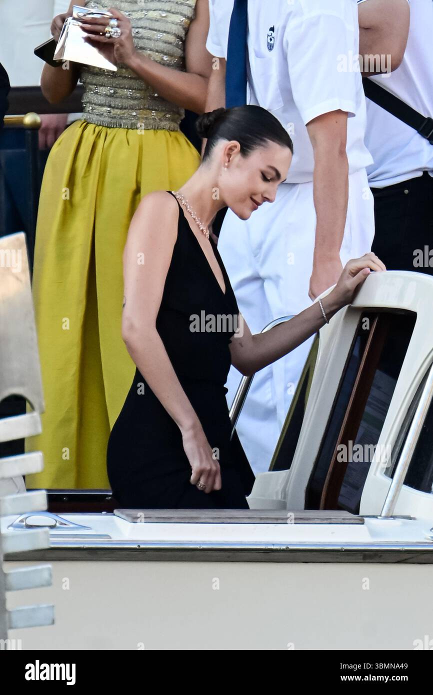 Vittoria Ceretti Jeff Bezos and Lauren Sànchez Wedding Celebrities at ...