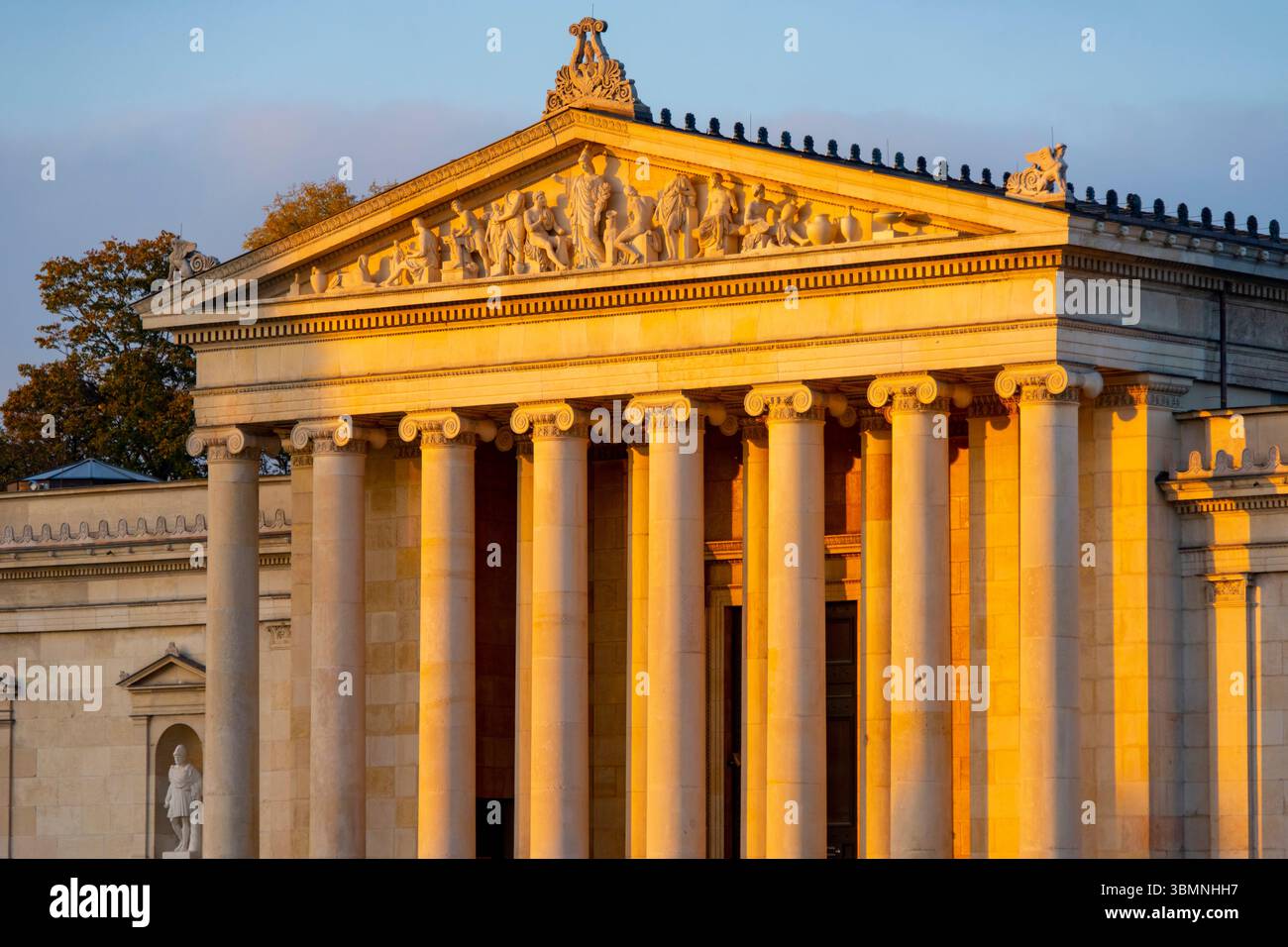Glyptothek königsplatz munich germany hi-res stock photography and ...