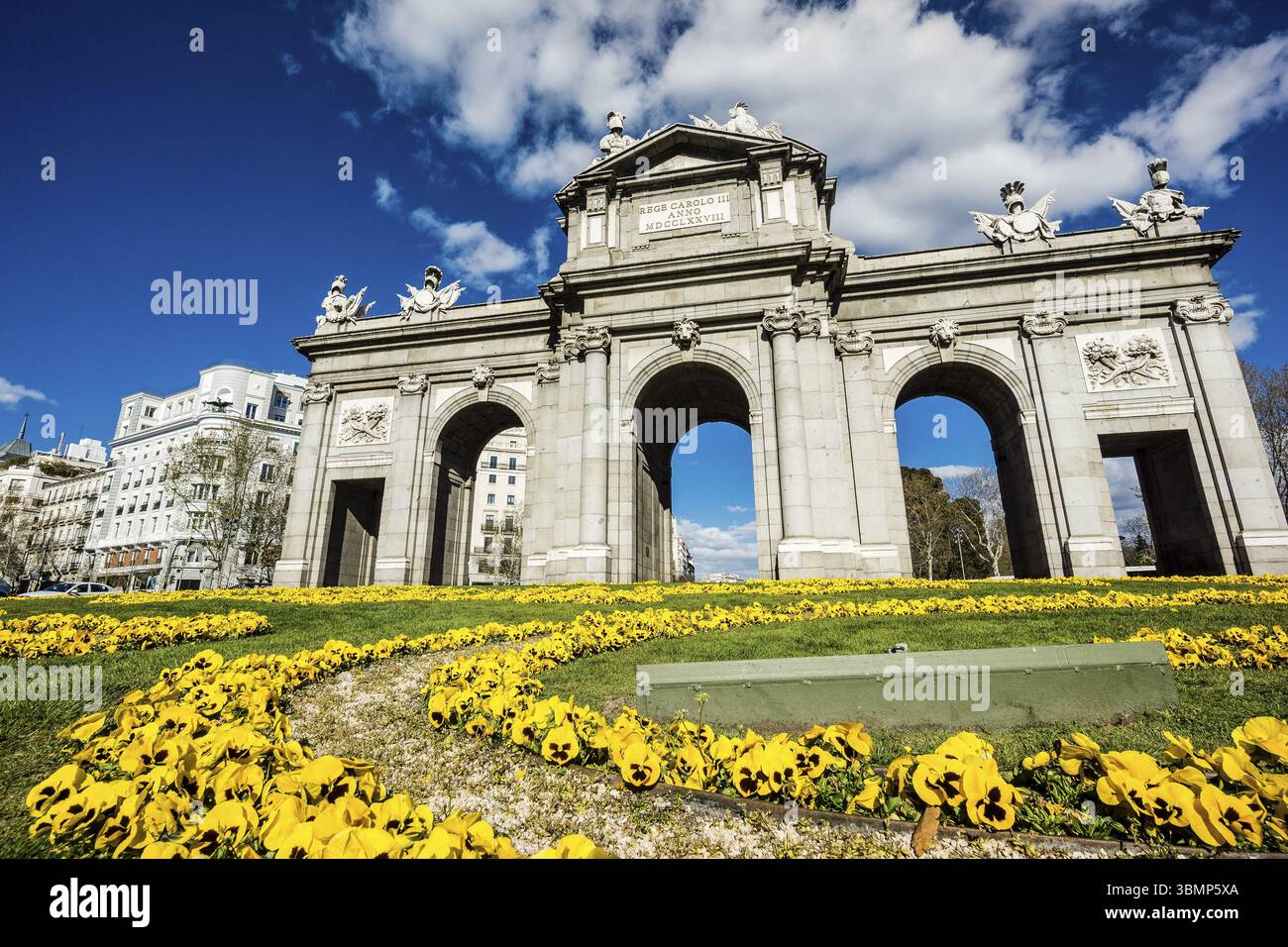 Puerta de Alcala, Alcala gate, roundabout of the Plaza de la ...