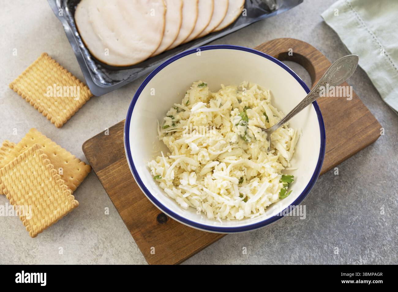 Carrot cucumber christmas tree hi-res stock photography and images - Alamy