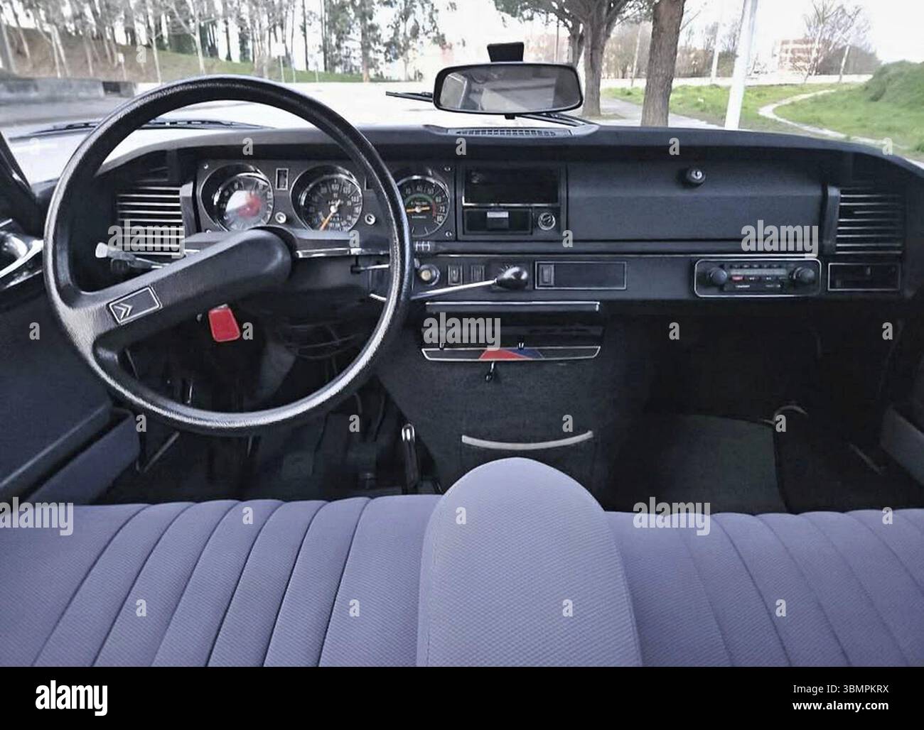 Interior view of a classic Citroen DS Pallas showcasing steering wheel ...