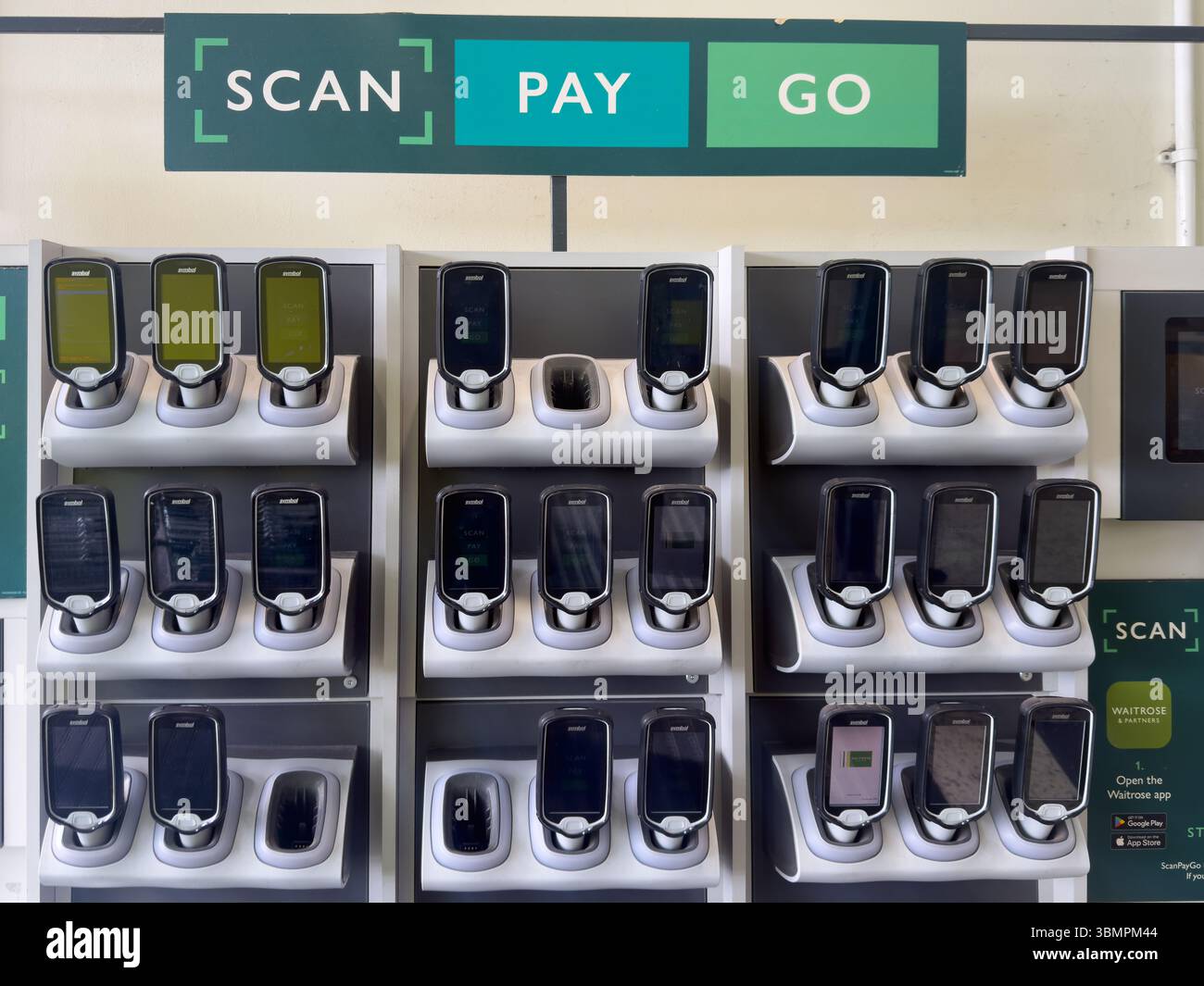 Waitrose self scan hi-res stock photography and images - Alamy