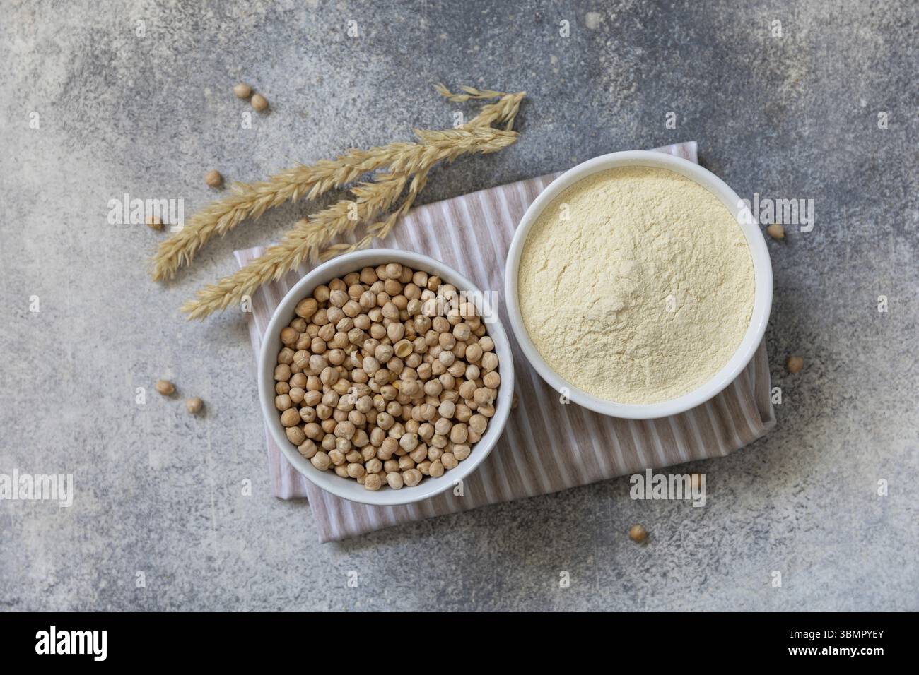 Food and baking gluten-free protein ingredient. Chickpea flour ...