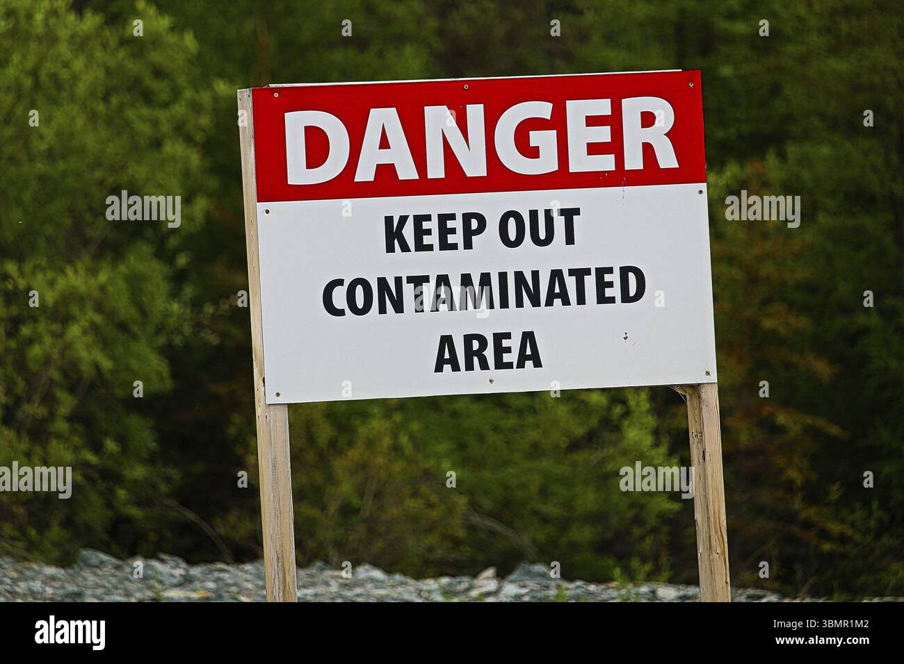 Contamination area warning sign hi-res stock photography and images - Alamy