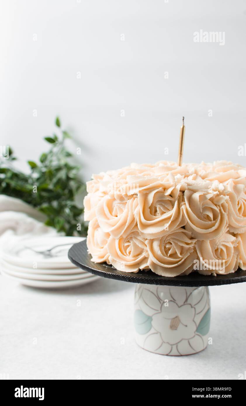 Buttercream rosette cake on a cake stand, Cake covered in buttercream ...