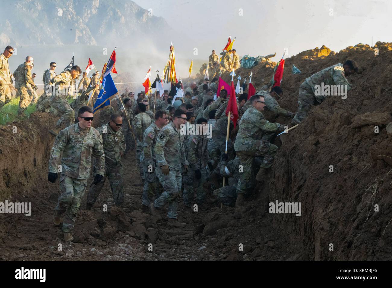 Soldiers assigned to the 4th Infantry Division participate in the Ivy ...