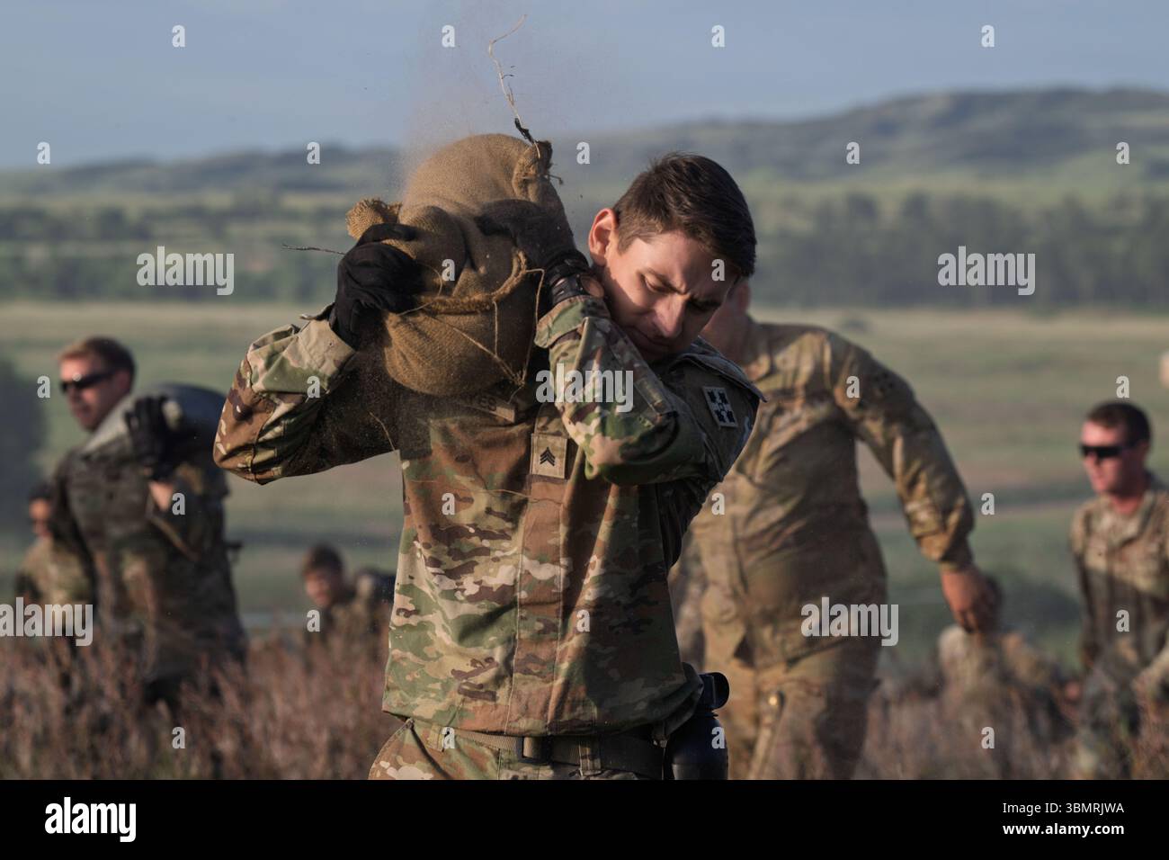 Soldiers assigned to the 4th Infantry Division participate in the Ivy ...