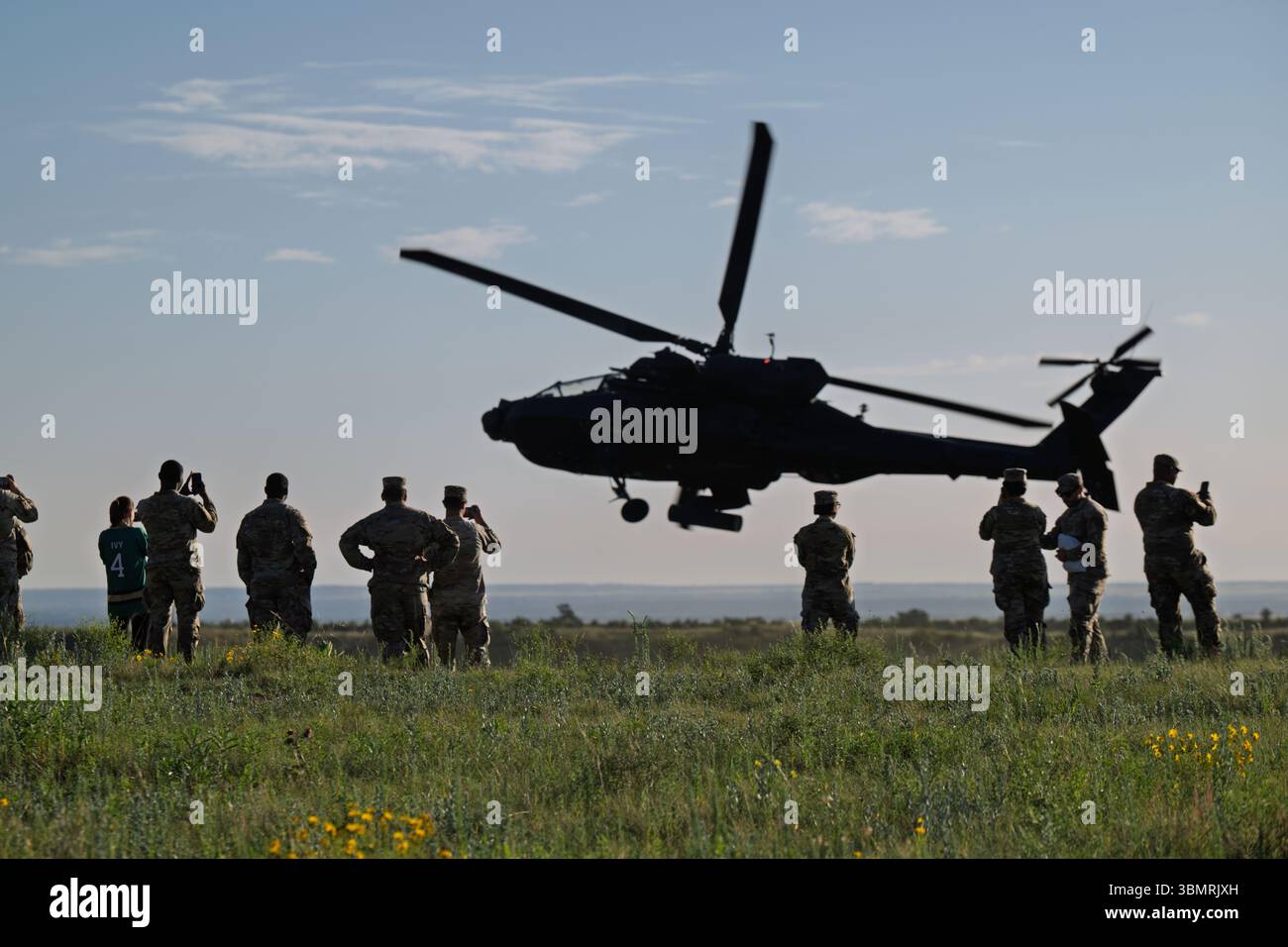 Soldiers assigned to the 4th Infantry Division participate in the Ivy ...