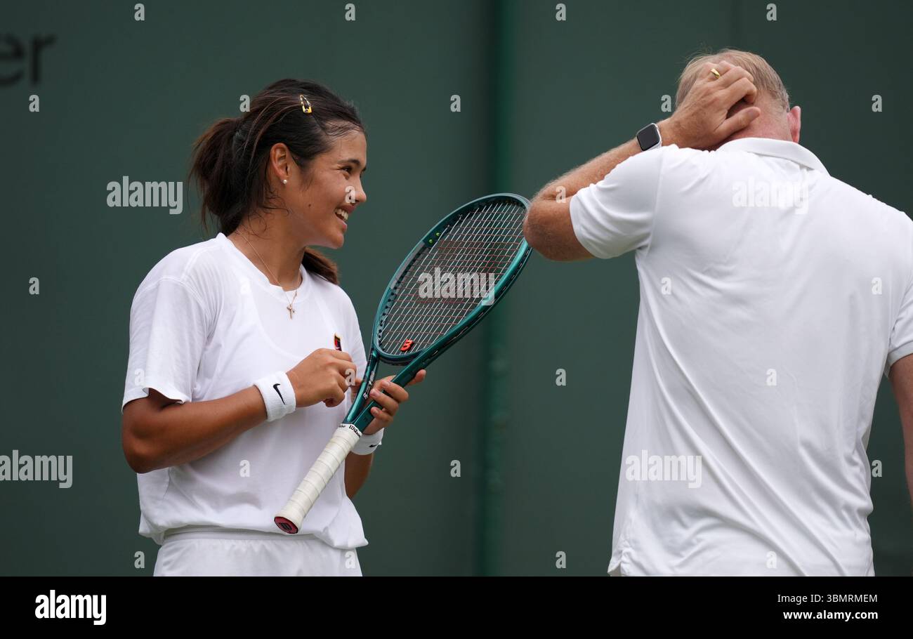 Emma Raducanu and coach Mark Petchey on the practice courts at the All ...