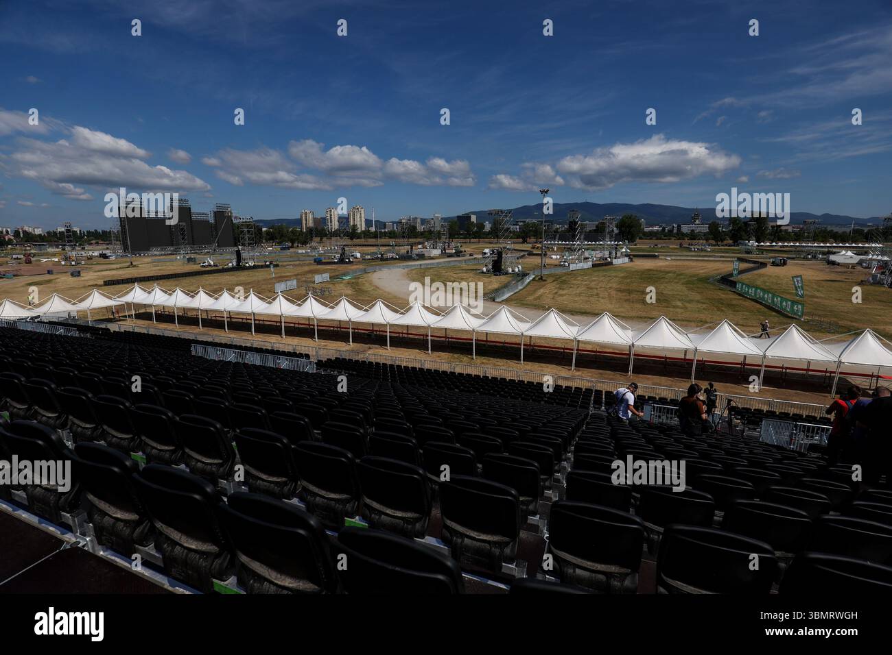 Zagreb, Croatia. 28th June, 2025. Final prepartions are made for Marko ...