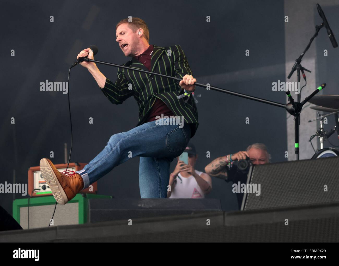 Glastonbury, UK. 28th June, 2025. Ricky Wilson lead singer of the ...