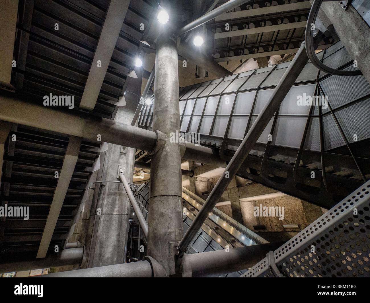 United Kingdom, London.. The stunning brutalist architecture of the ...