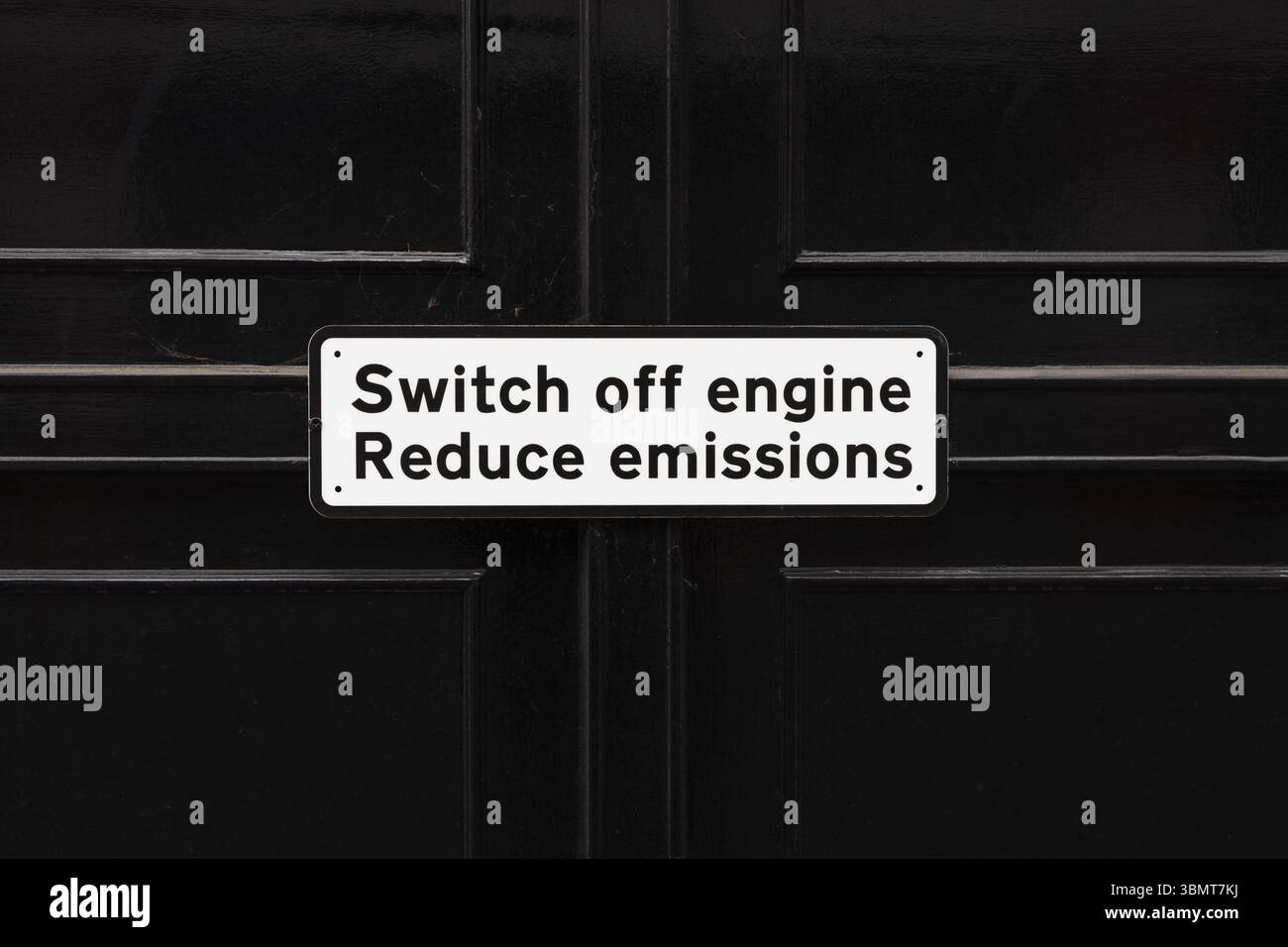 Switch Off Engine Sign on Dark Gate, Environmental Reminder to Reduce ...