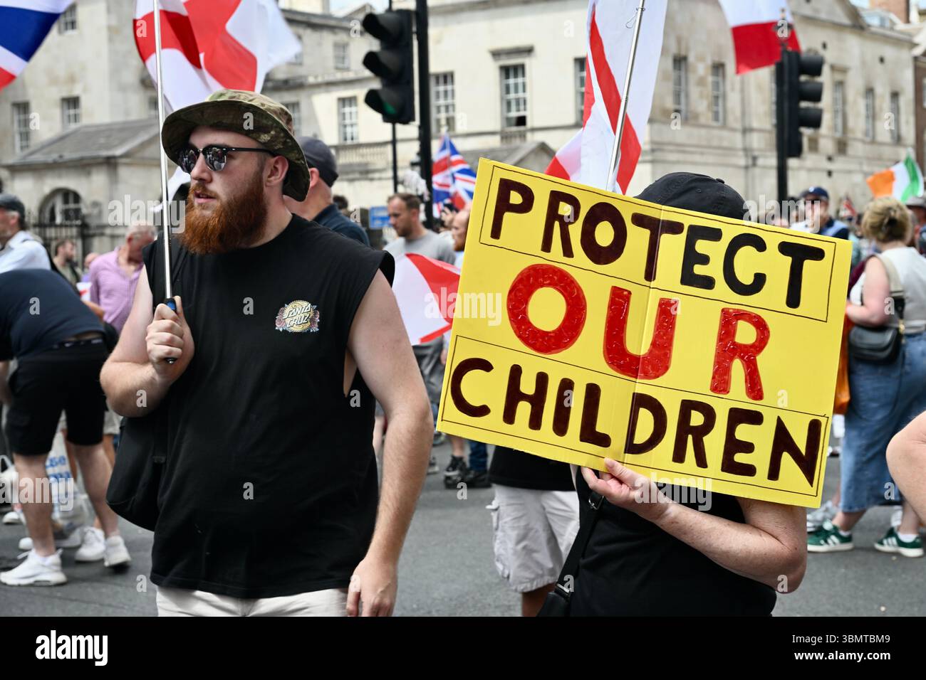 Gangs london hi-res stock photography and images - Alamy
