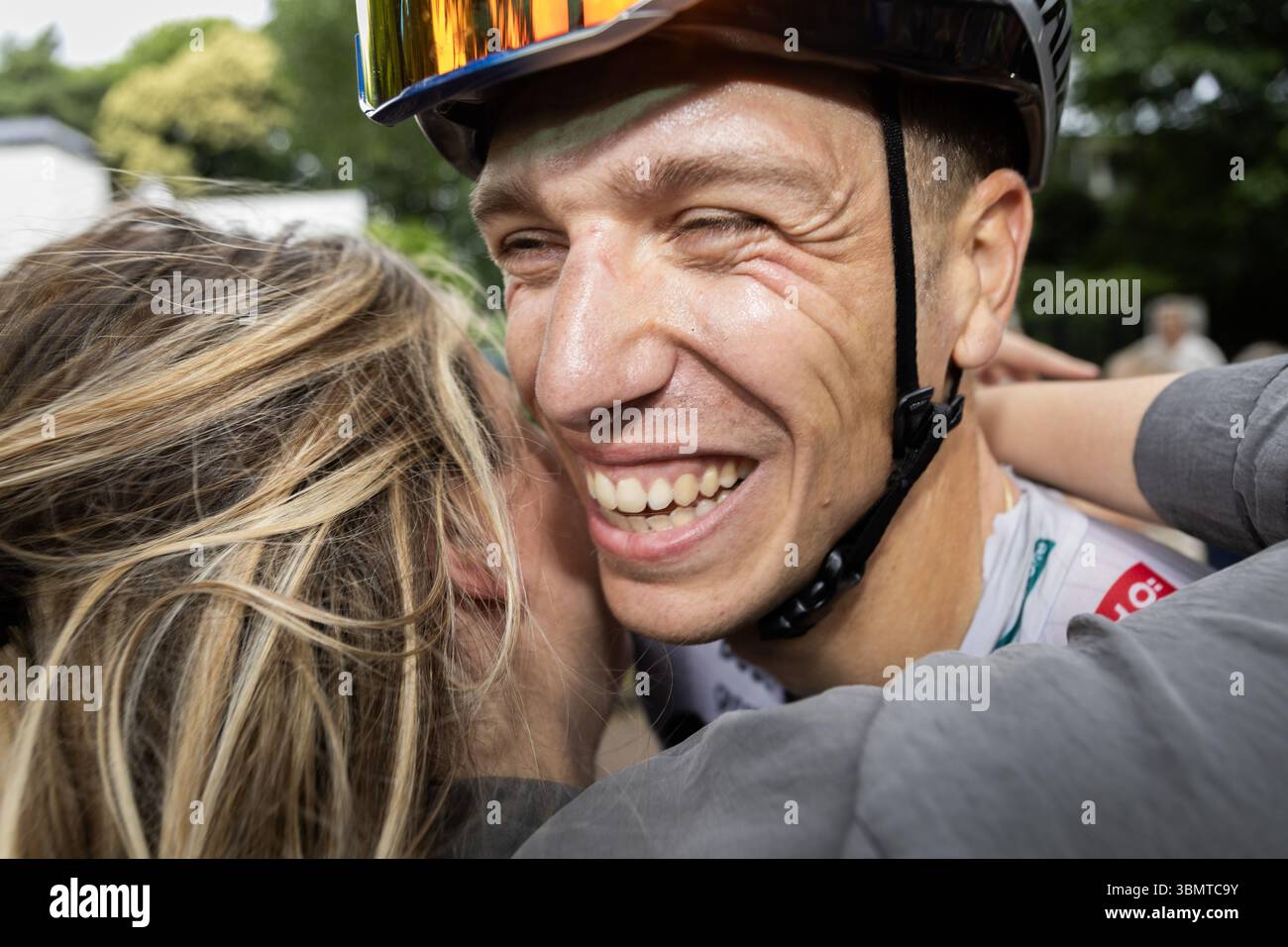 EDE - Champion Danny van Poppel receives congratulations after the ...