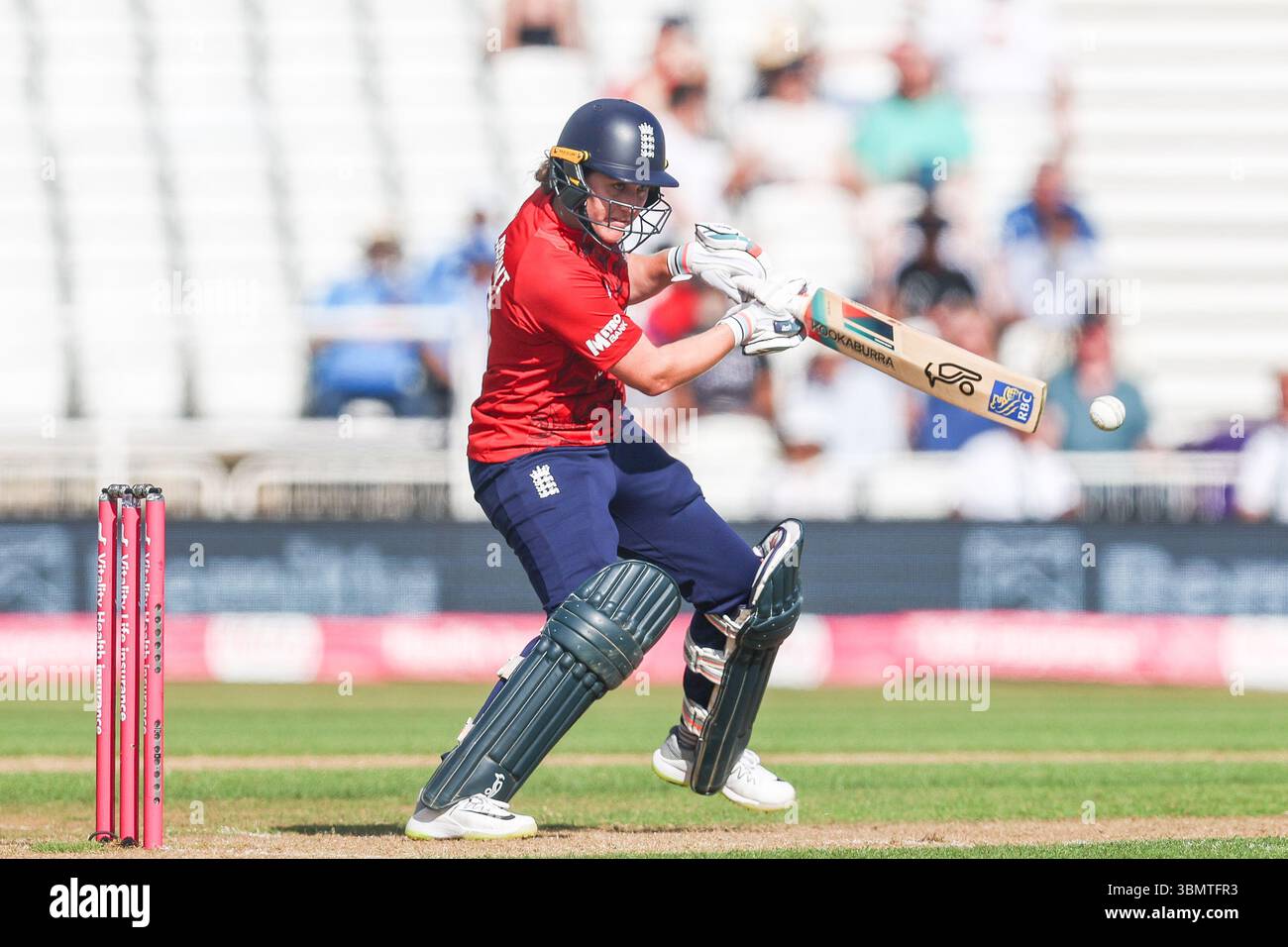 Natalie sciver brunt hi-res stock photography and images - Alamy