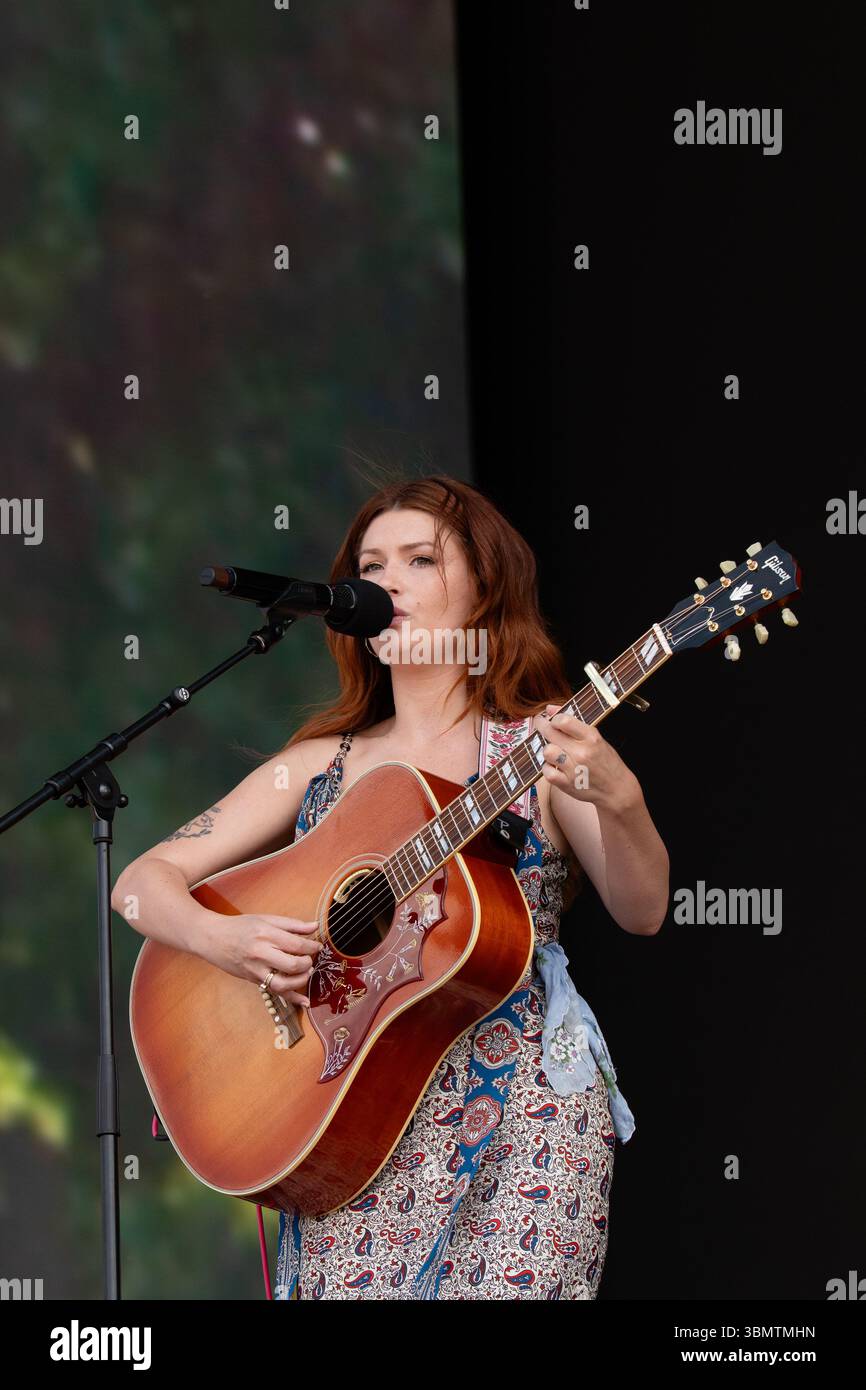 London, UK, 28 June, 2025. BST Hyde Park. Pictured left to right, Willow Avalon. Credit:Stephen ...