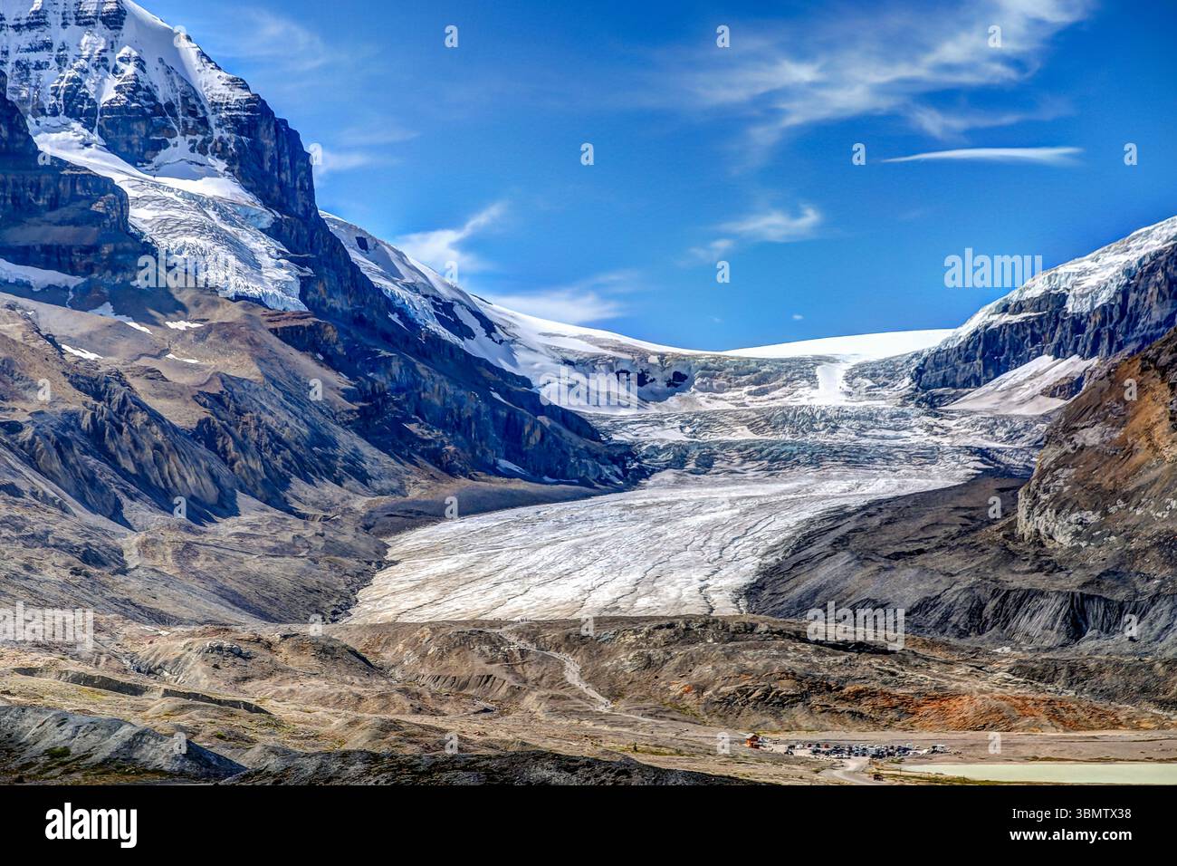 The Snow Dome Glacier in Athabasca in Jasper National Park Stock Photo ...