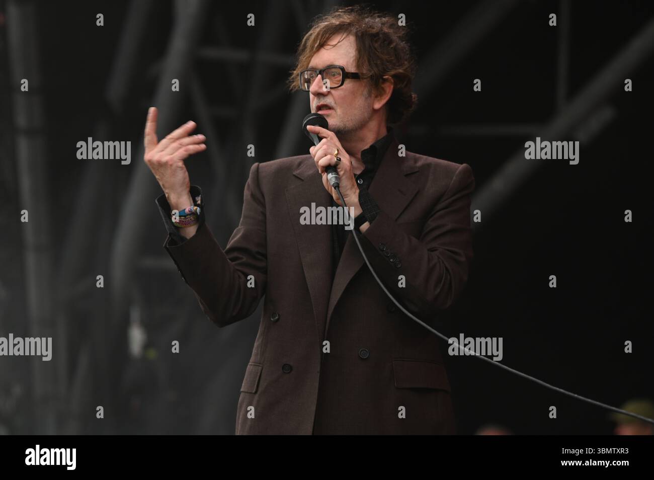 Worthy Farm, Somerset, England. 28th June 2025. Glastonbury surprises ...